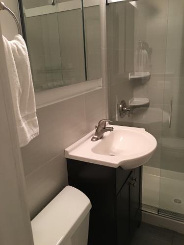 Book Chelsea Inn in New York | Hotels.com