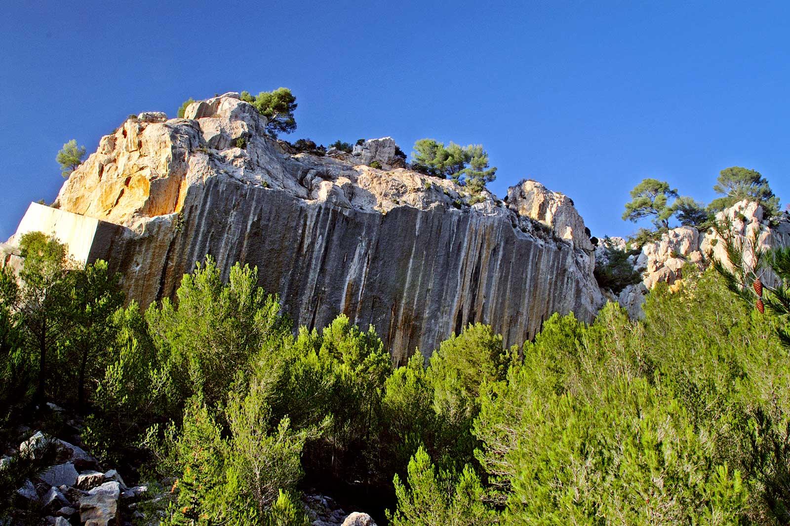 10 Best Hikes Around Toulon - Take a Walk Around Toulon’s Most ...