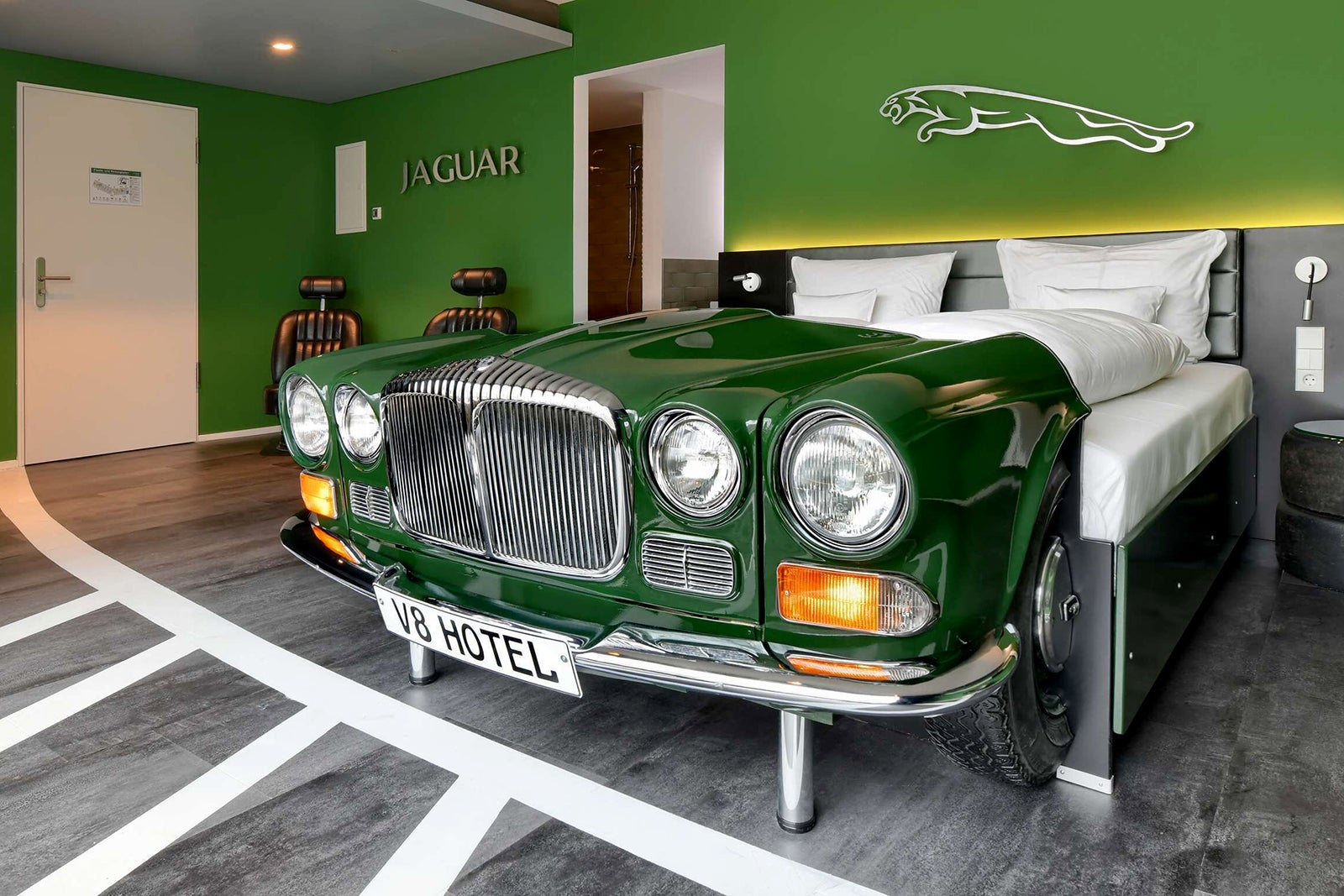 10 Best Bucket List Hotels Around the World - Stay Somewhere ...