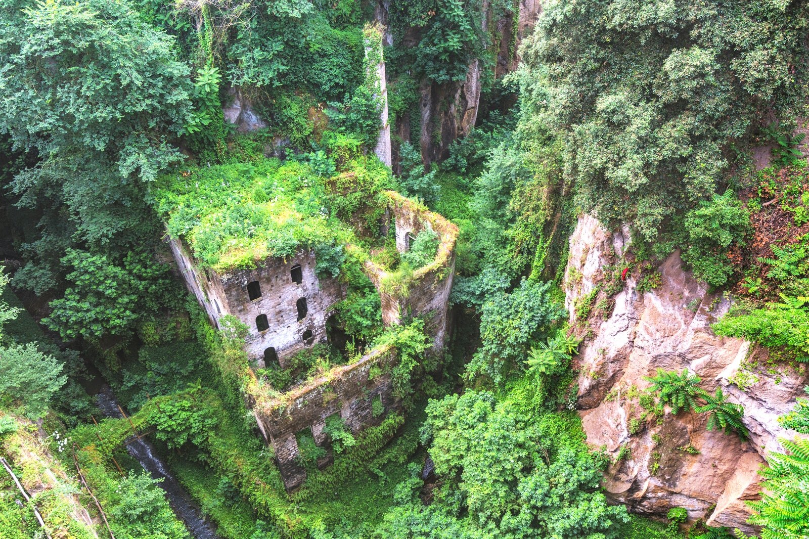 10 Best Natural Sights around Naples - Escape to Naples's Most ...