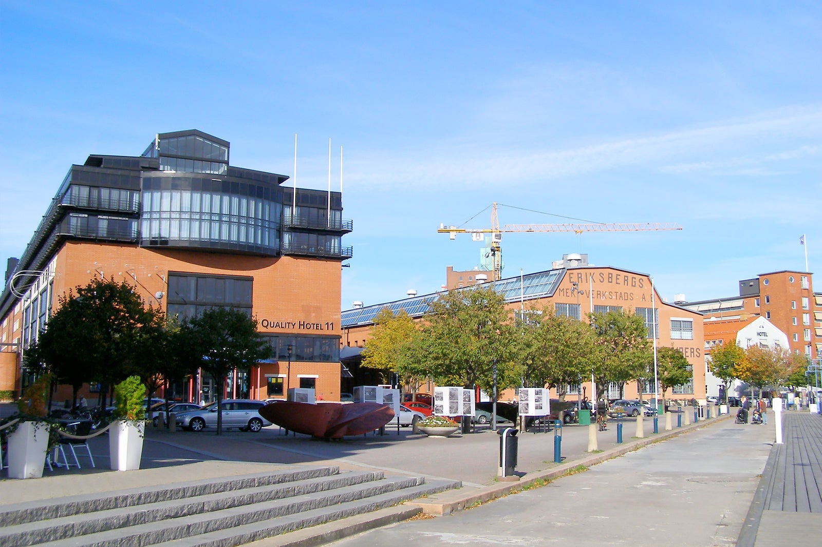 Eriksberg i Göteborg - Vatten, hamn, historia och natur samlat på ett ...