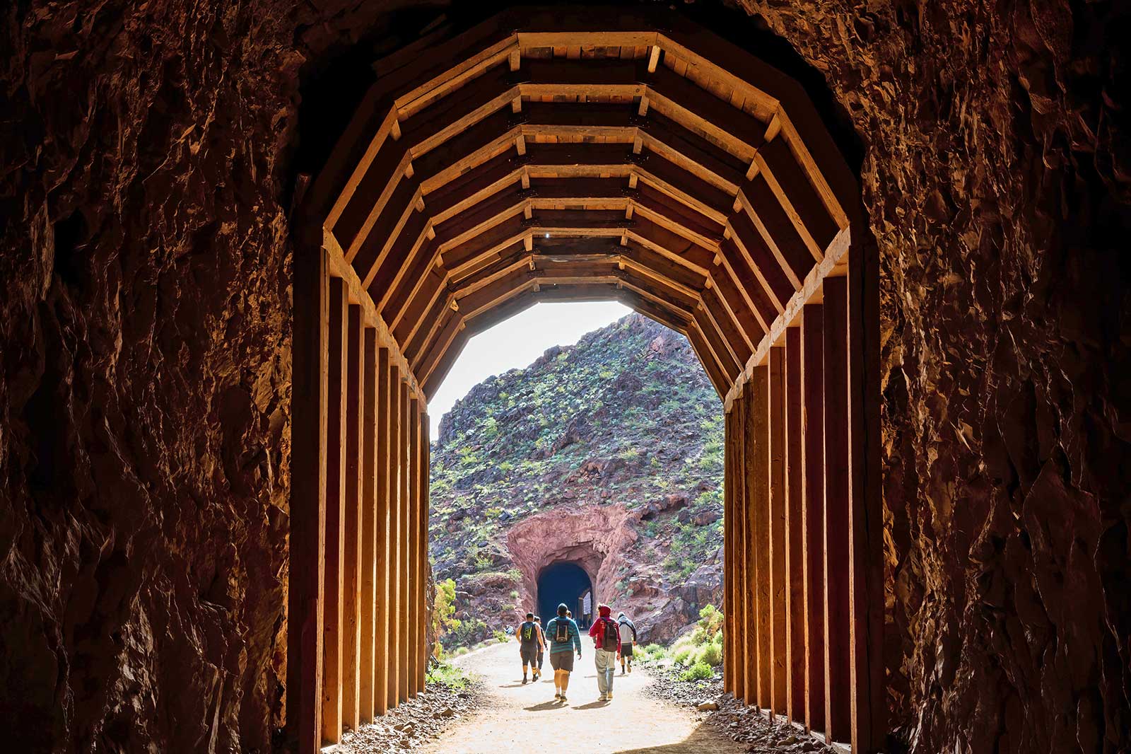 10 Best Hiking Trails in Las Vegas - Take a Walk Around Las Vegas' Most ...