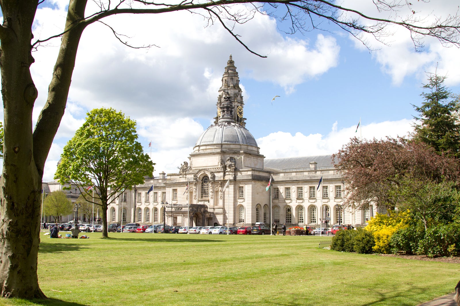 10 Iconic Buildings and Places in Cardiff - Step Back into Cardiff's ...