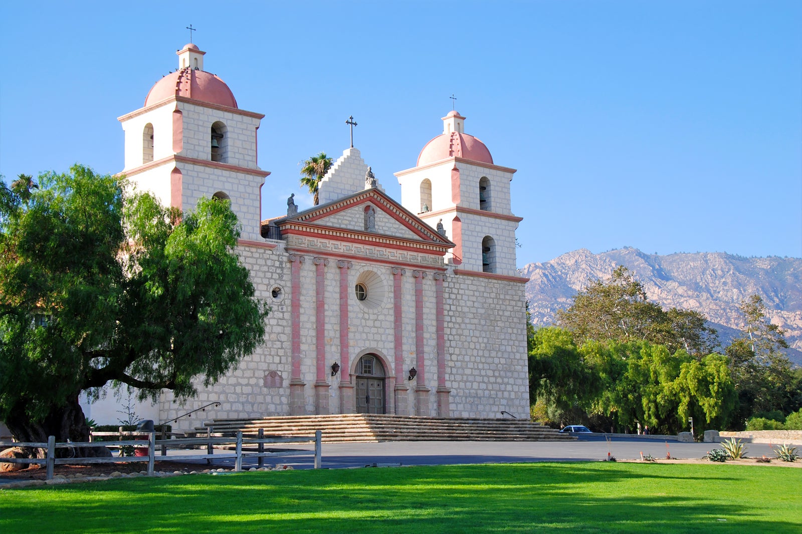 9 Things to Do in Santa Barbara - What is Santa Barbara Most Famous For ...