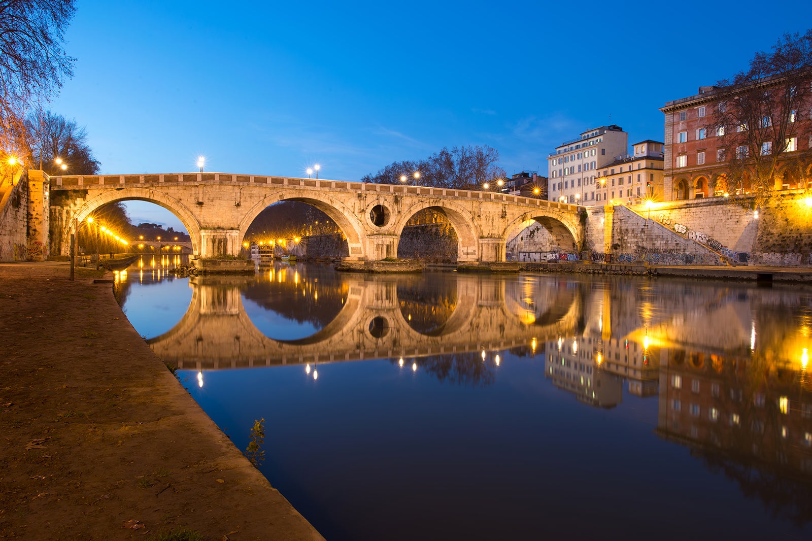 10 Haunted Places to Explore in Rome - What to Do in Rome that's ...