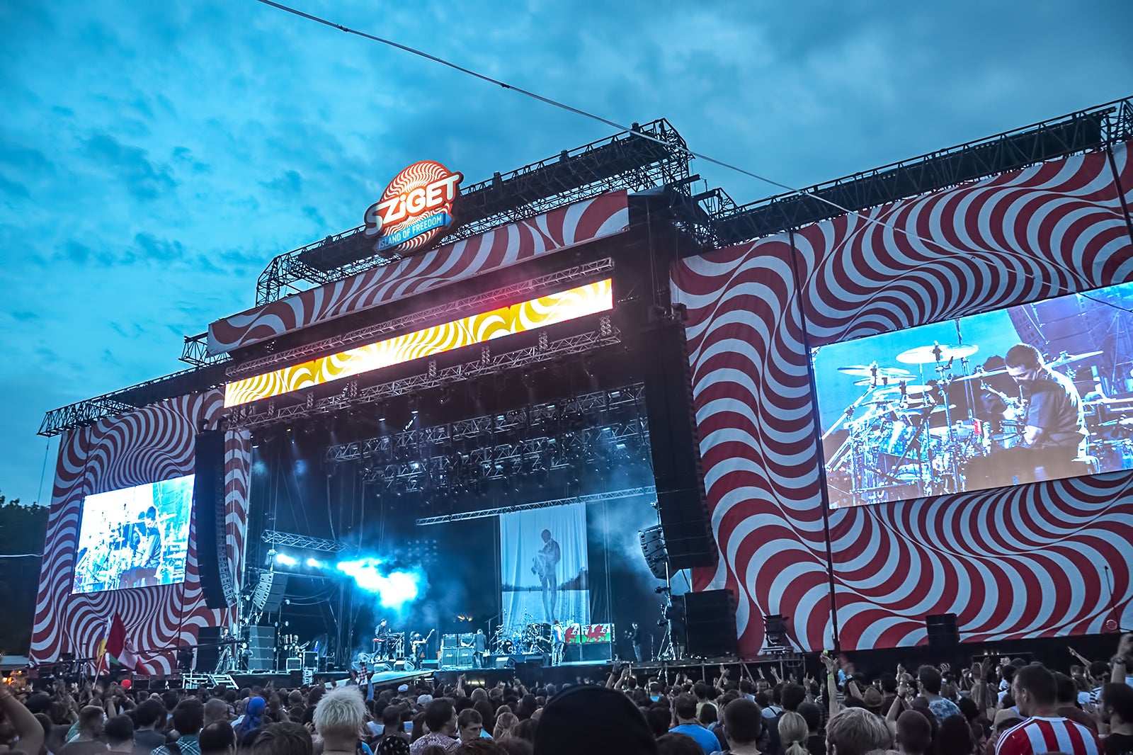 10 Best Summer Events for UK Travelers - Famous Outdoor Festivals You ...