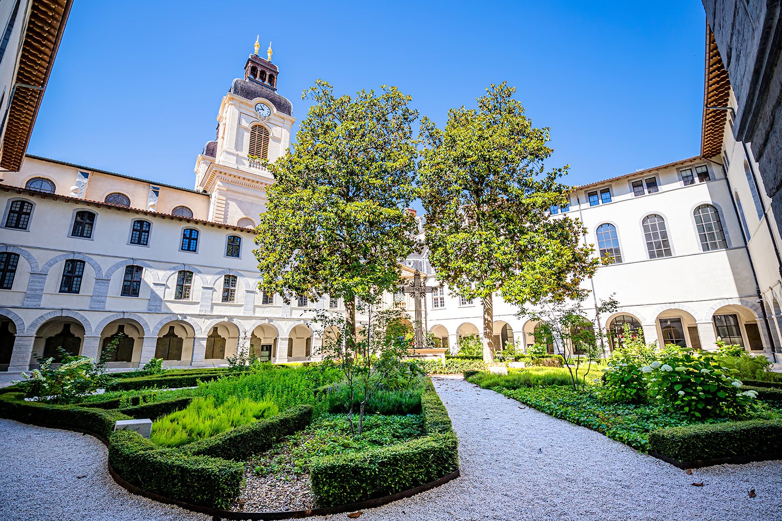 10 Iconic Buildings and Places in Lyon - Discover the Most Famous ...