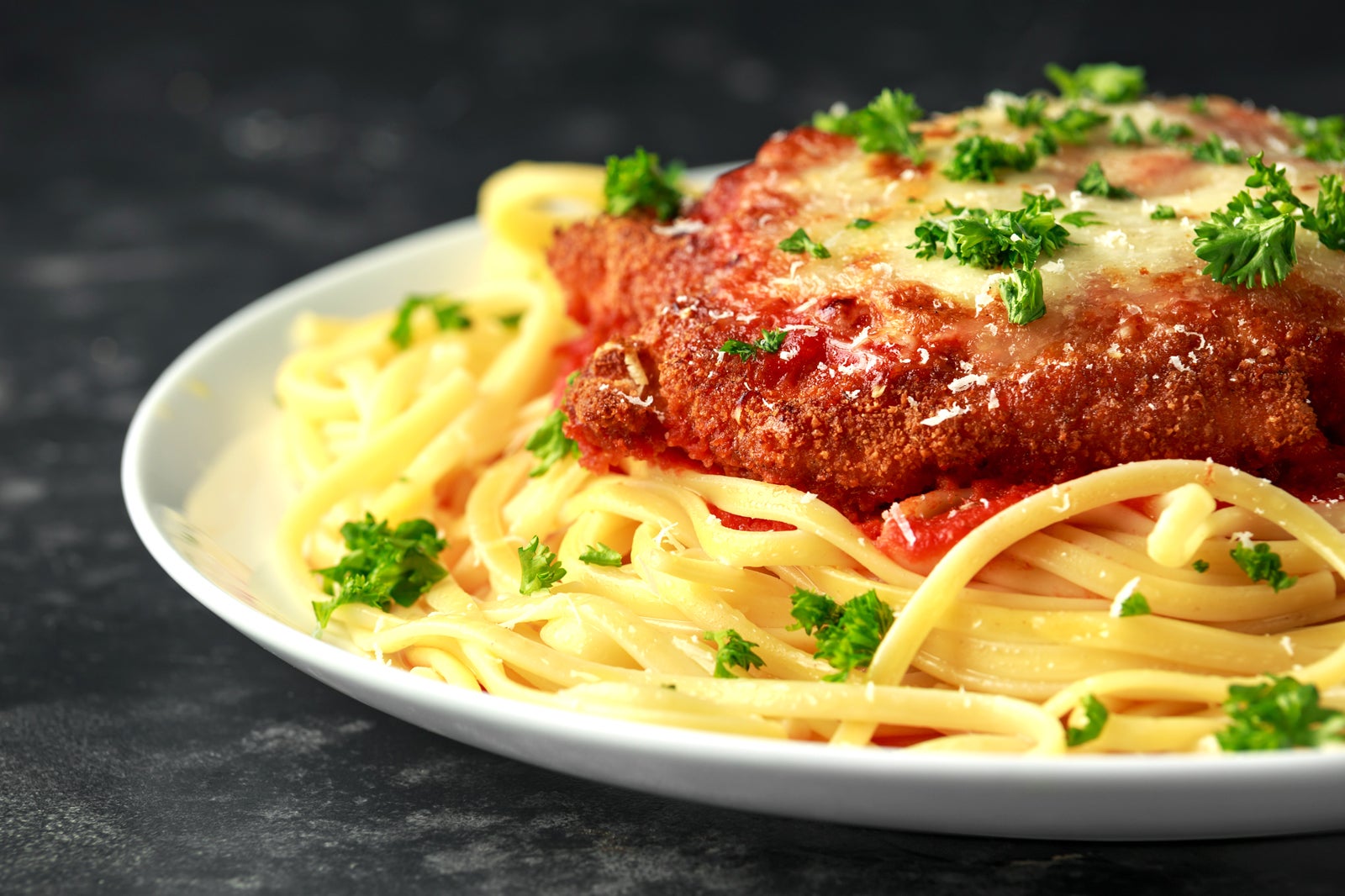 10 Best Local Dishes from Buffalo - Famous Food Locals Love to Eat in ...