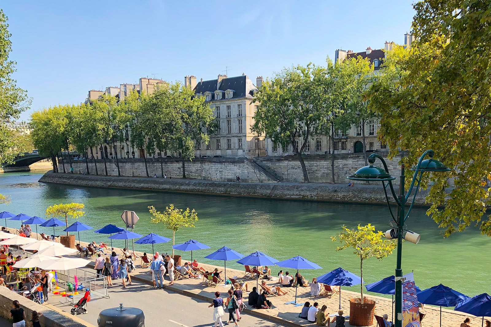 Paris Plages Experience An Urban Beach On The Shores Of The Seine