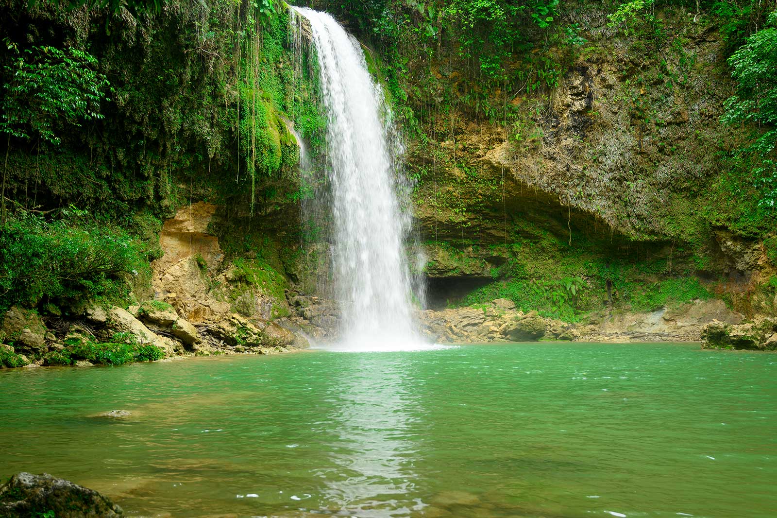 10 Best Waterfalls in the Dominican Republic - Escape for a day to the ...