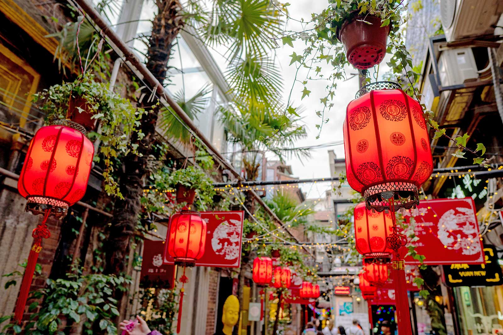 10 Best Shanghai Nightlife - Where to Go in Shanghai at Night? – Go Guides