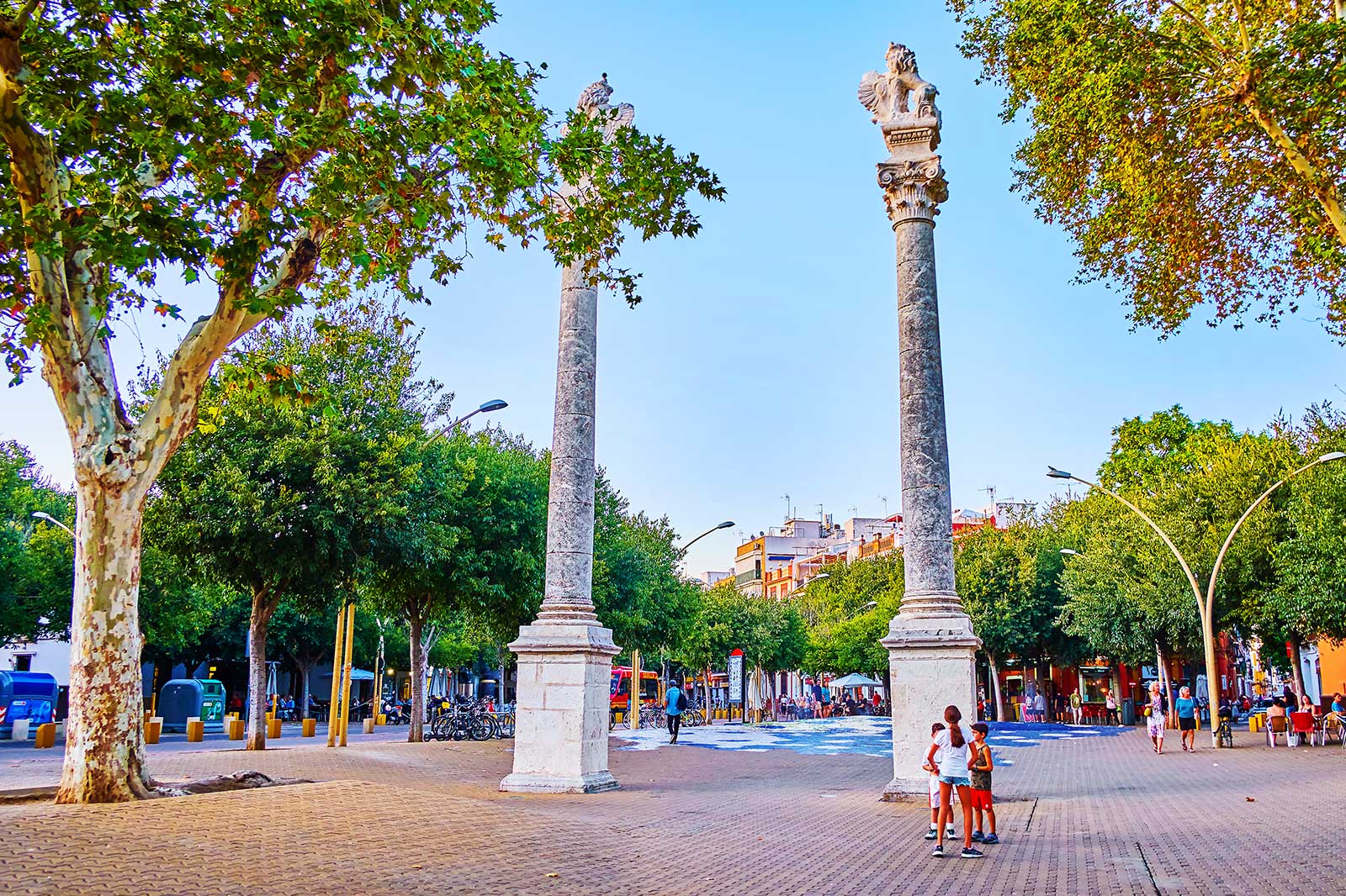 10 Most Popular Neighbourhoods in Seville - Where to Stay in Seville ...