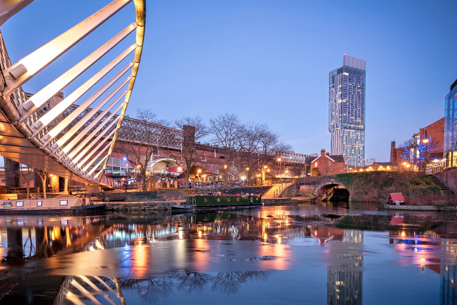Castlefield in Manchester - Explore the Roman Fortress Where Manchester ...