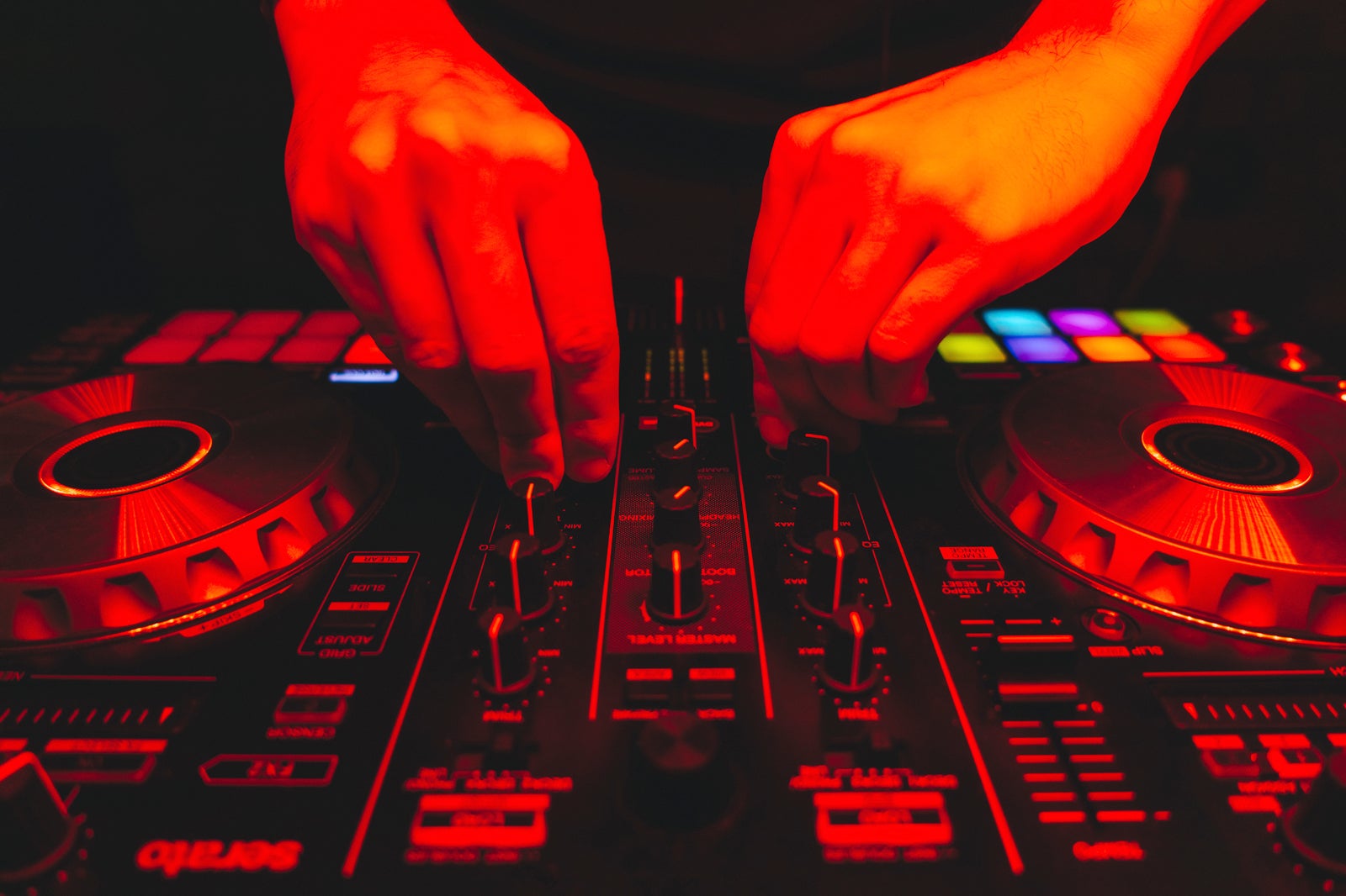 10 Best Nightclubs in Barcelona - Where to Party at Night in Barcelona ...