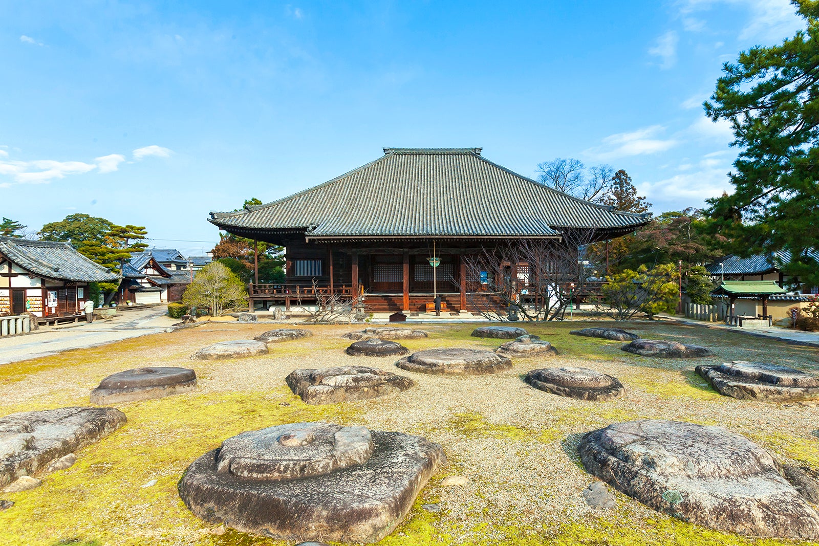 10 Famous Temples and Shrines in Nara - Discover Nara's Most Important ...
