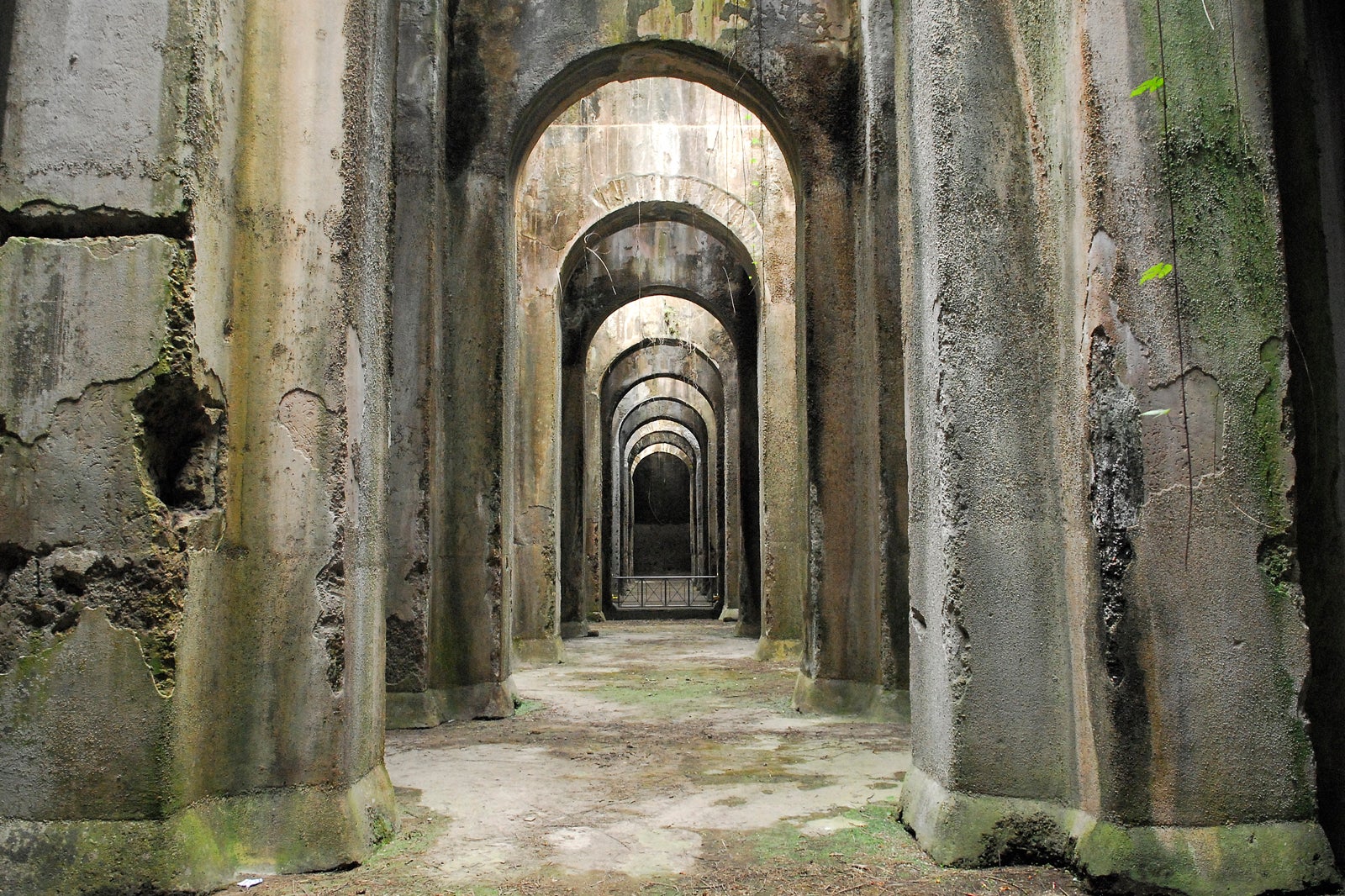 10 Things to Do Off the Beaten Track in Naples - Interesting Places in ...
