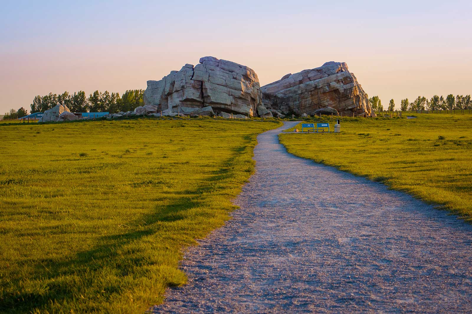 10 Best Places to Visit Near Calgary - Head Out of Calgary to the ...