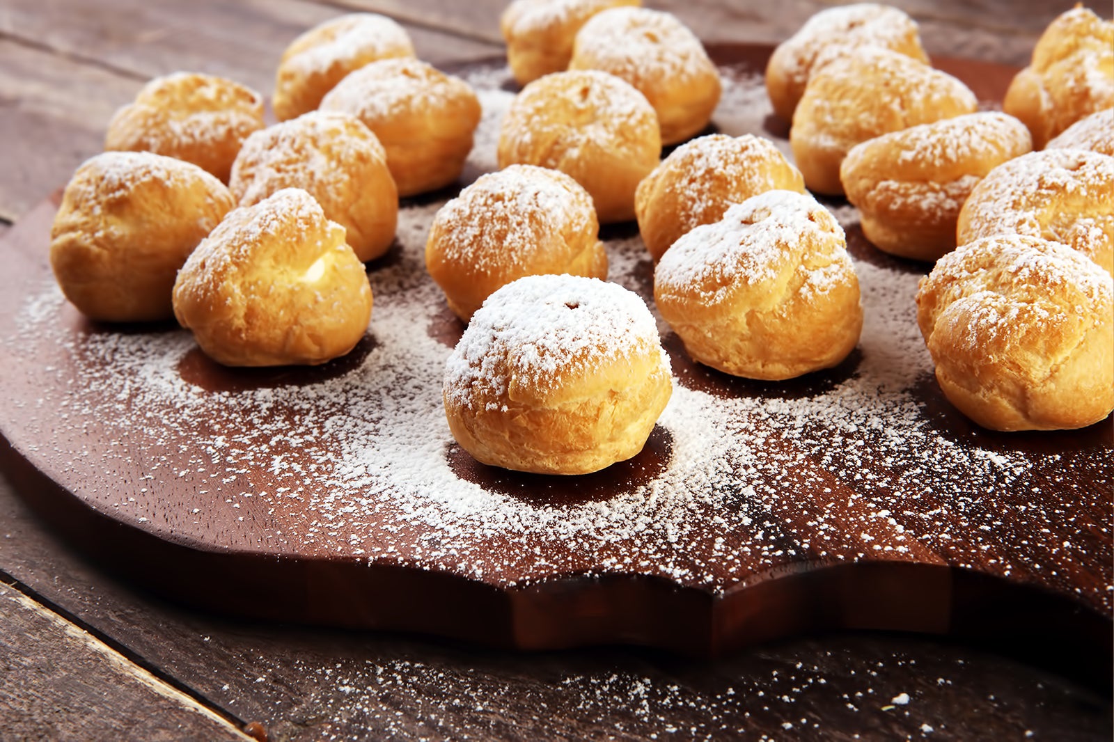 10 Best Local Dishes from Bordeaux - Famous Food Locals Love to Eat in ...