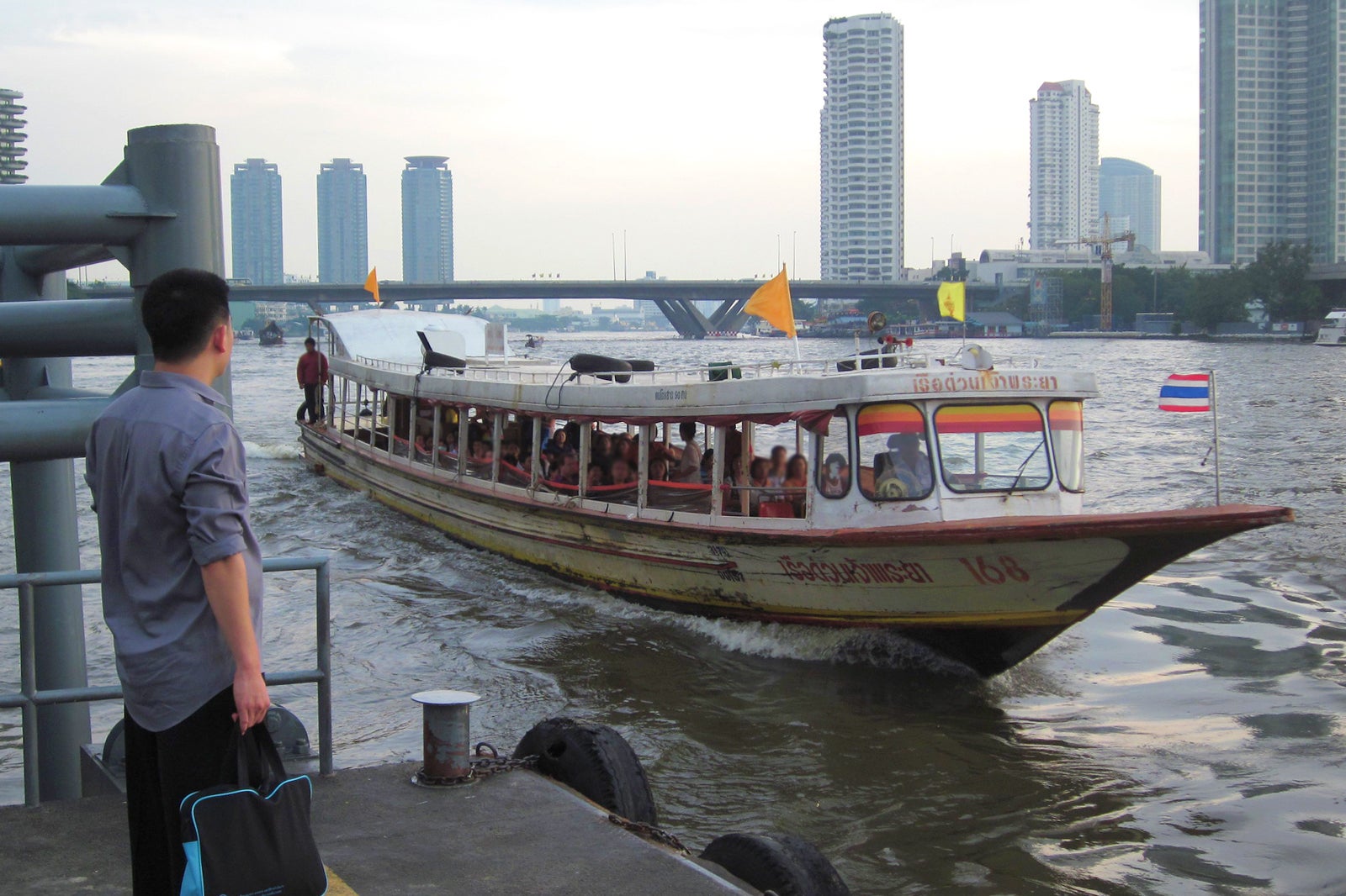 Chao Phraya River Pier Guide - Bangkok Waterways – Go Guides