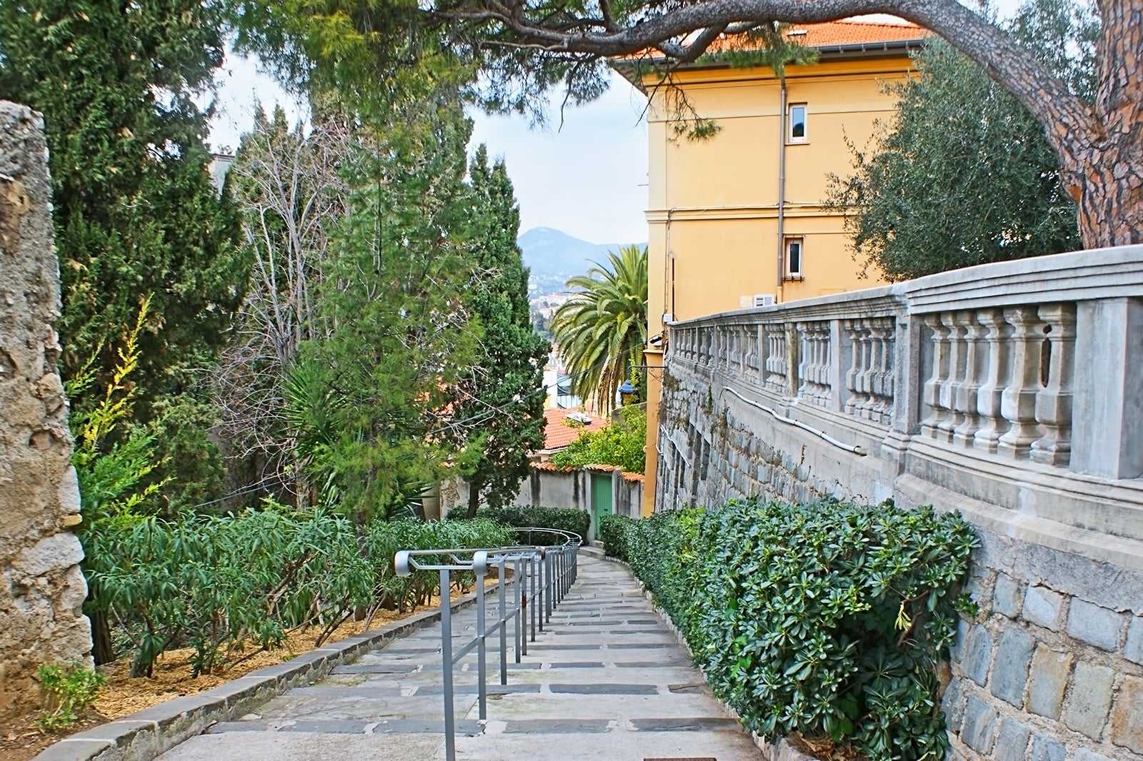 10 Best Outdoor Adventures in Nice - Escape for an Active Weekend in ...