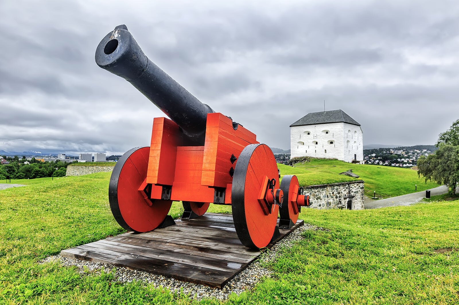 Kristiansten festning i Trondheim - Et imponerende festningsanlegg midt ...