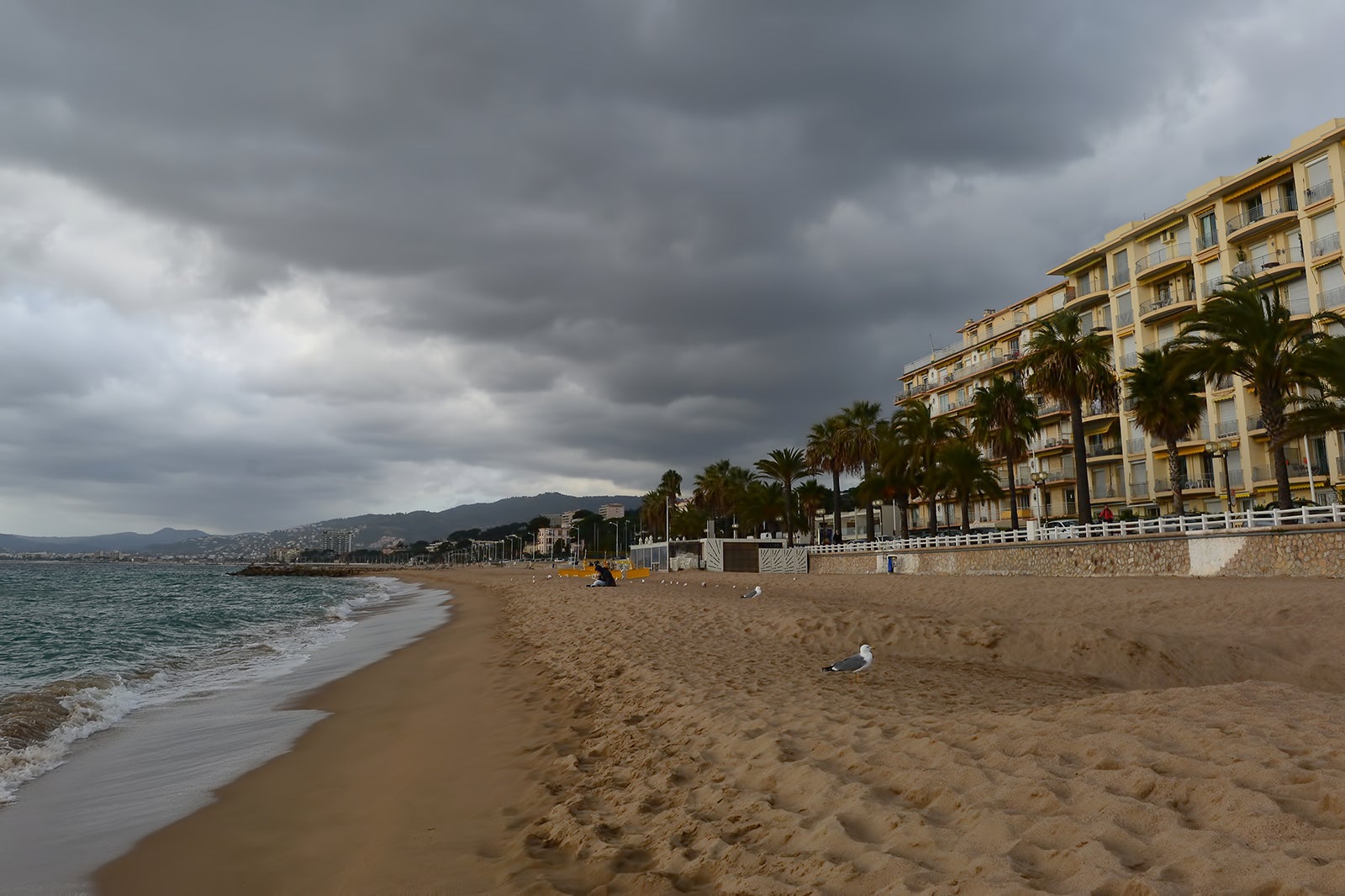 9 Things to Do When it Rains in Cannes - What to Do When Rain Spoils ...