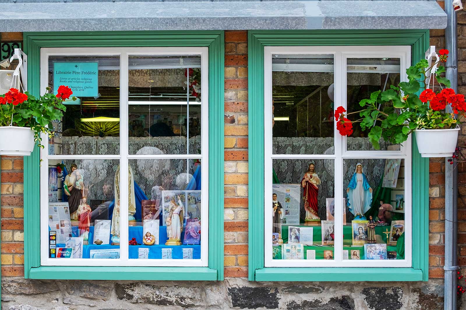 10 Most Popular Neighbourhoods in Quebec - Where to Stay in Quebec ...