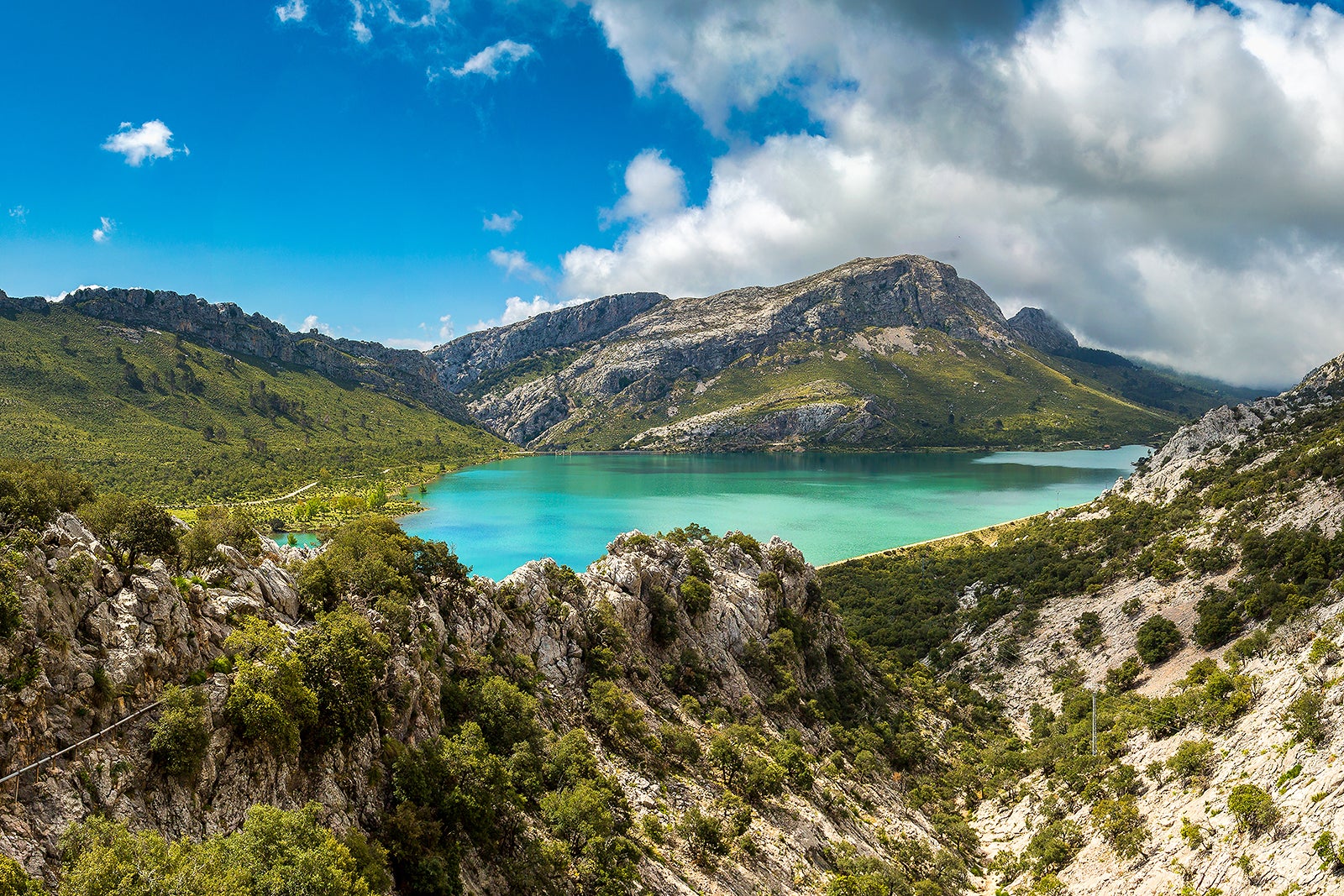 Serra De Tramuntana In Mallorca Explore A Majestic Mountain Range