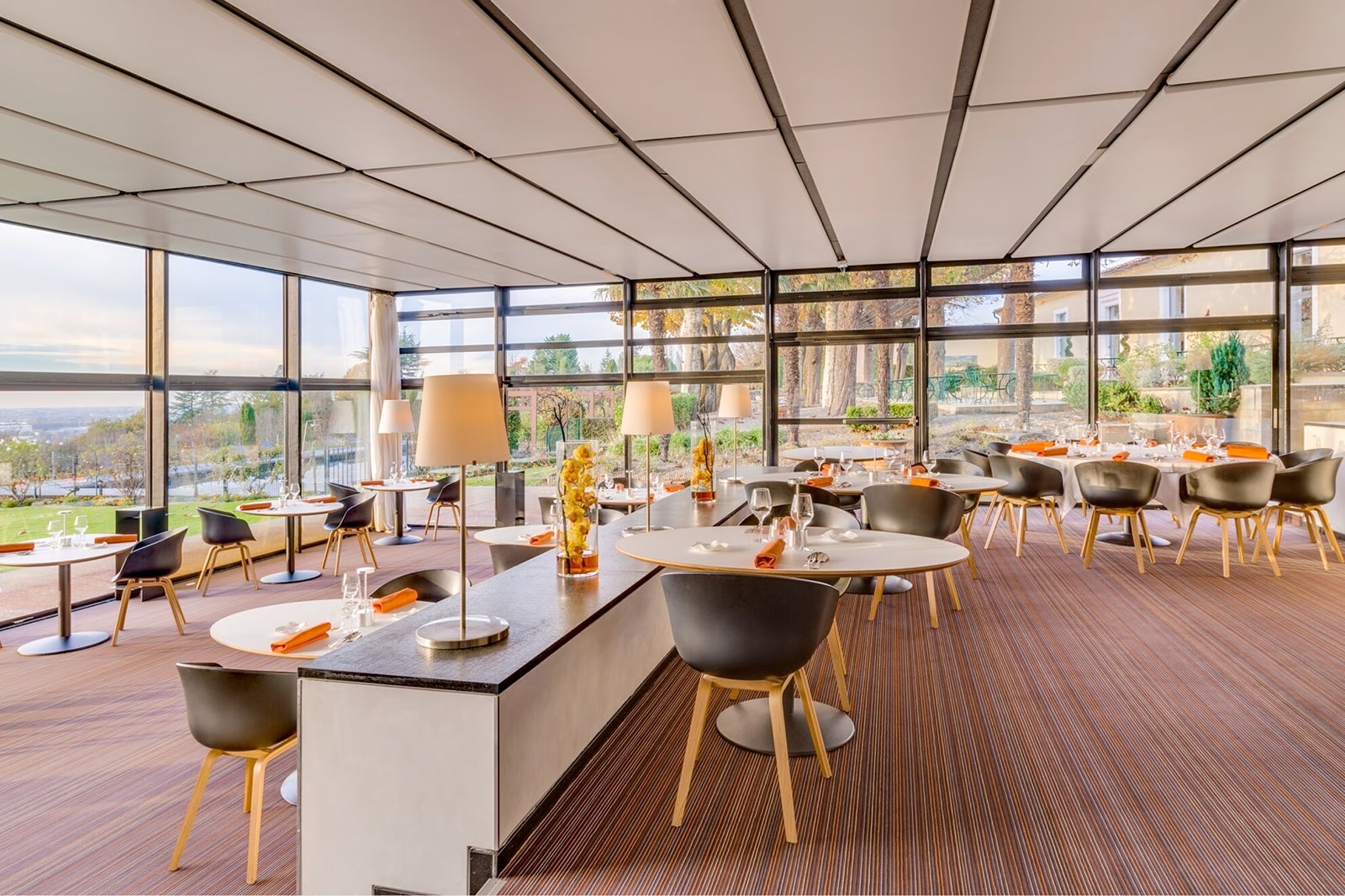 10 Great Restaurants in Bordeaux - Where to Eat in Bordeaux and What to ...