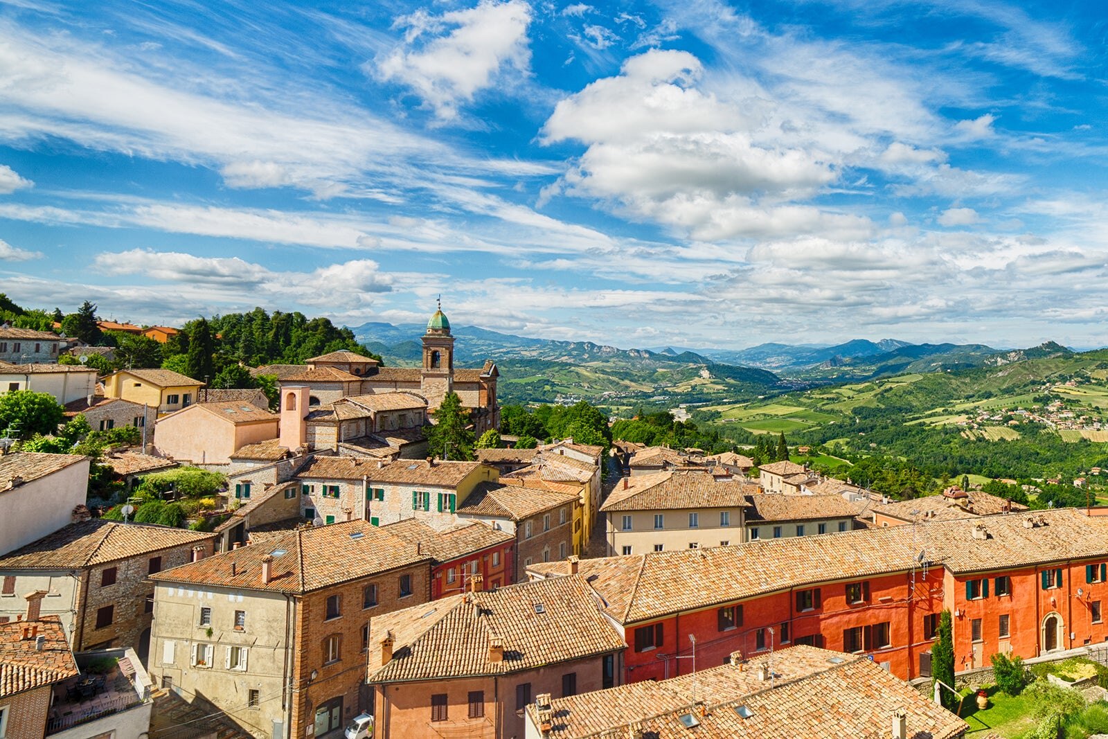 Hidden Gems and Unusual Places in Italy - Italy travel guide – Go Guides