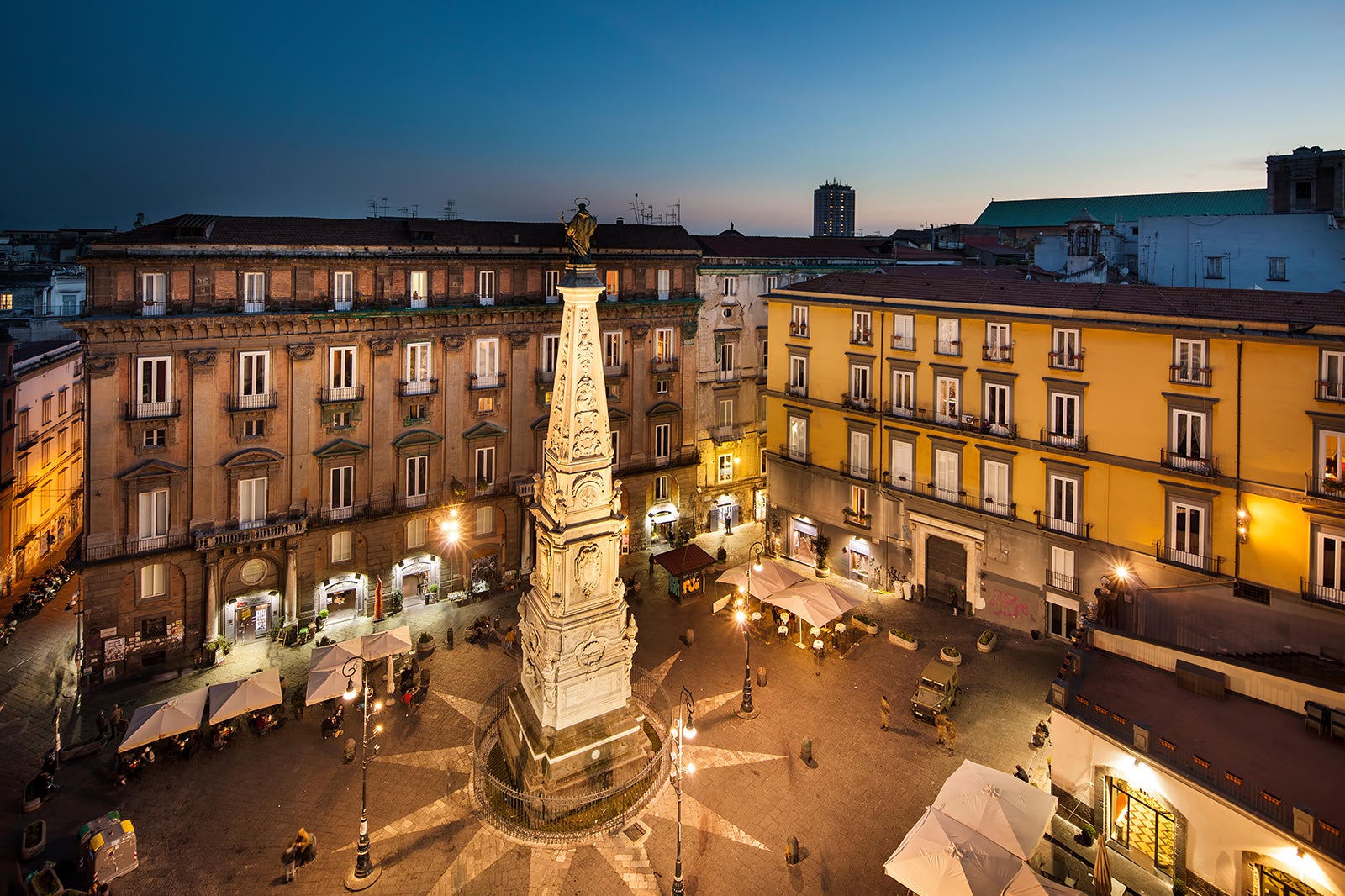 9 Best Things to Do After Dinner in Naples - Where to Go in Naples at ...