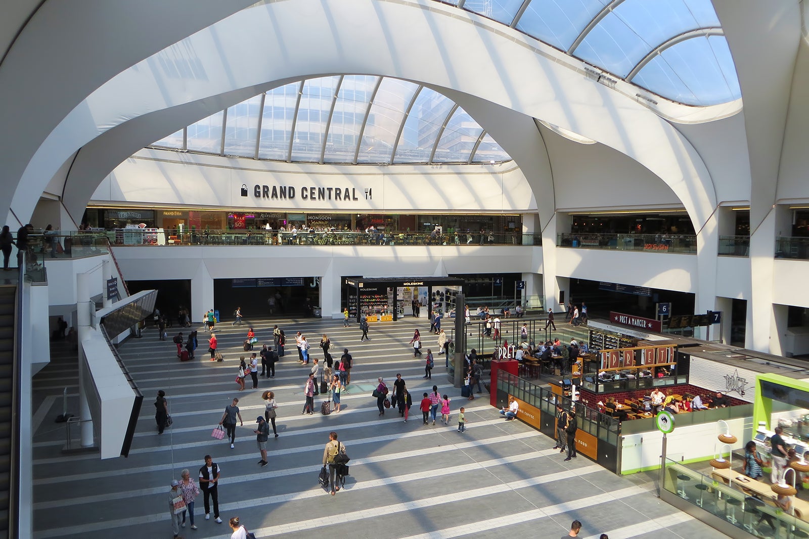 New Street in Birmingham - Shop Along One of Birmingham's Most Famous ...