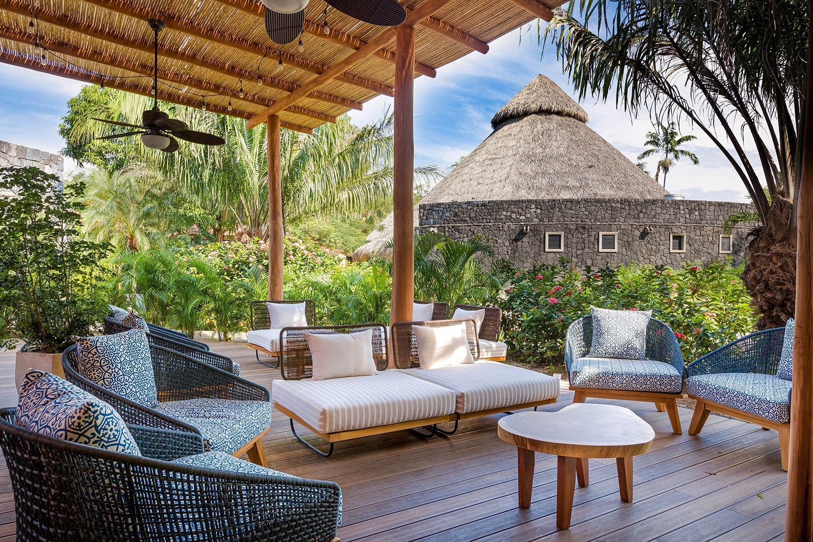 12 Best Beach Hotels Around the World - Discover the Perfect Place to ...
