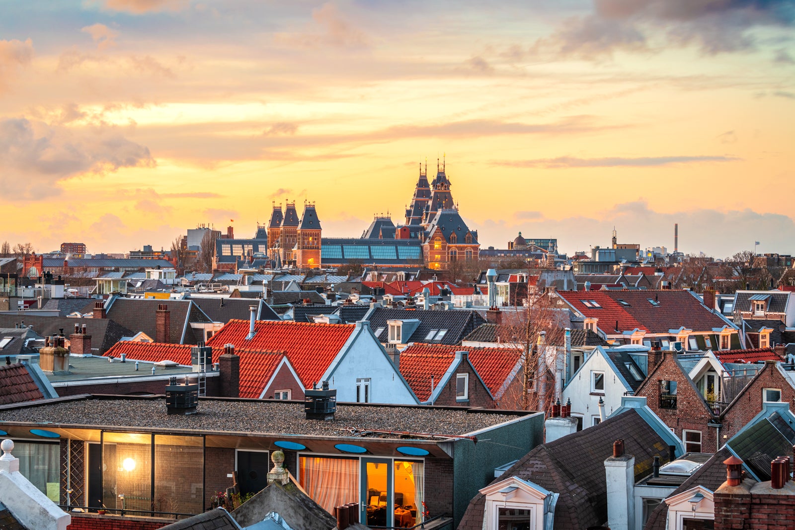 De Pijp in Amsterdam - Bohemian Charm in this Vibrant Riverside ...