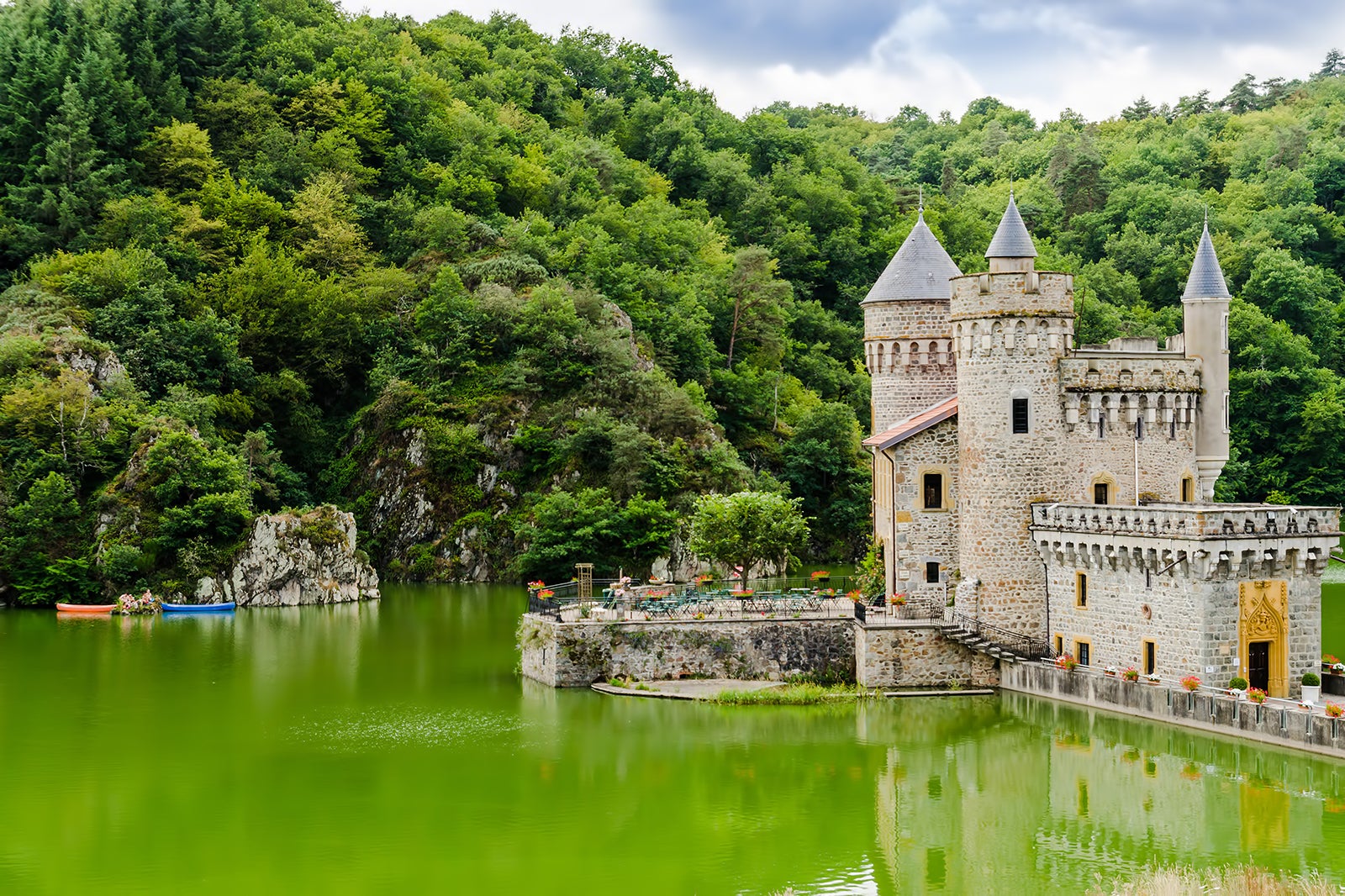 10 Best Road Trips Near Lyon - Escape to Auvergne-Rhône-Alpes This ...