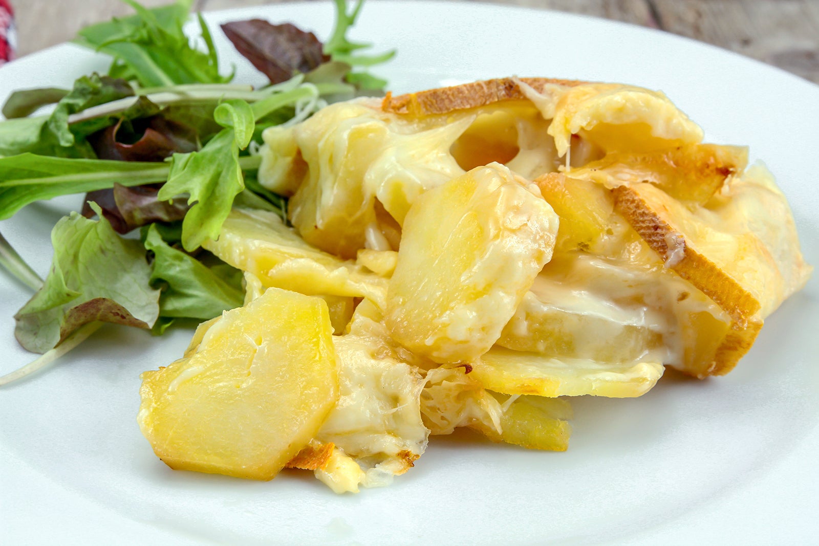 10 Great Restaurants in Chamonix-Mont-Blanc - Where to Eat in Chamonix ...