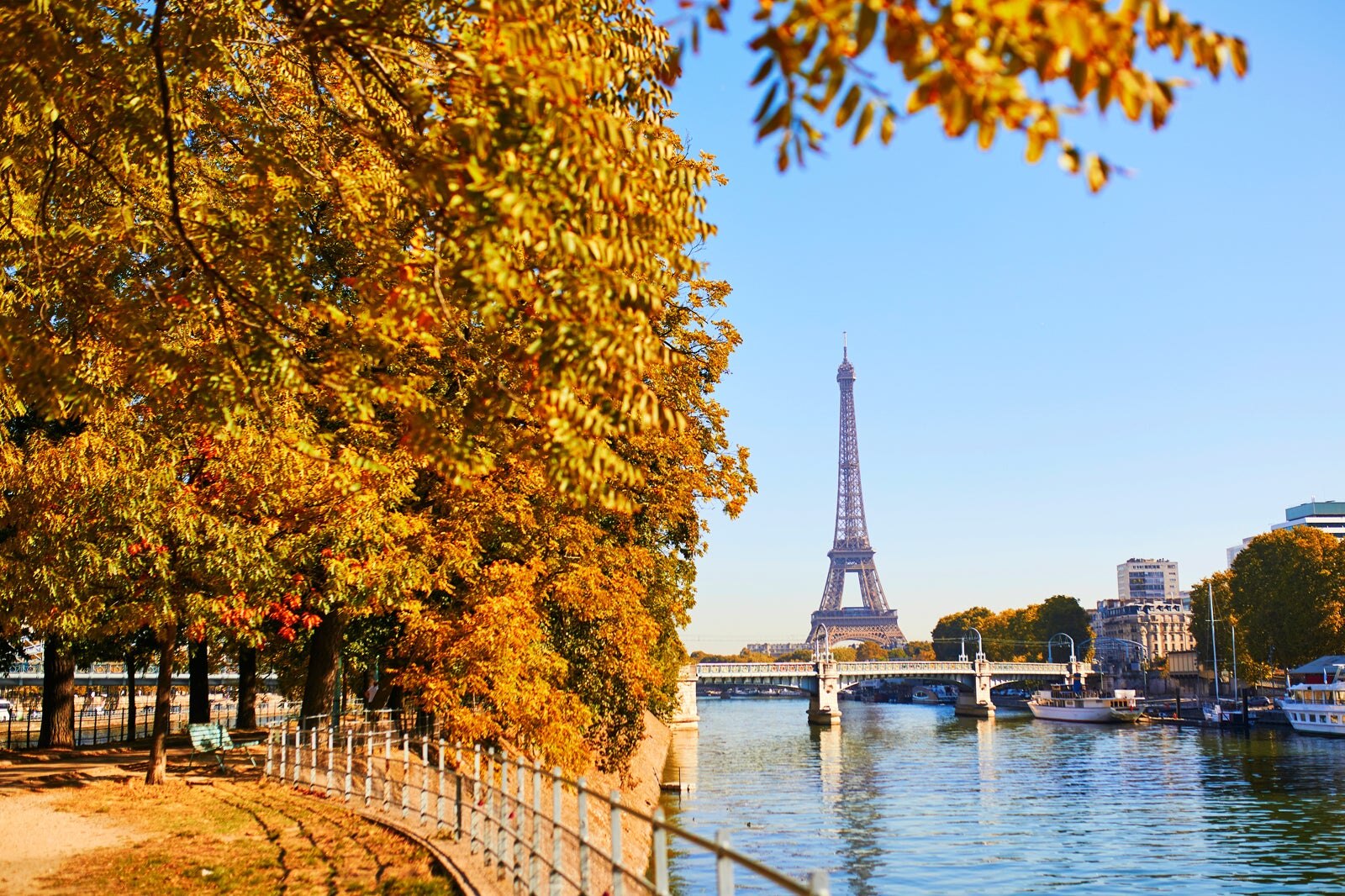 10 Best Fall Getaways in the US and Europe - Where to Catch the Last of ...