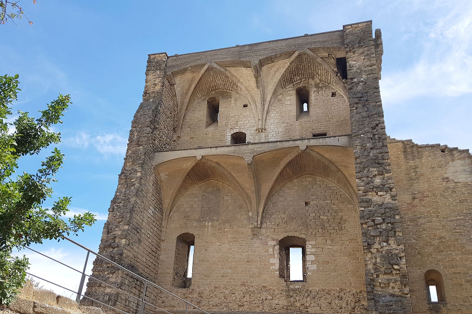 10 Must-See Castles and Châteaus in Provence - What is the Most Popular ...