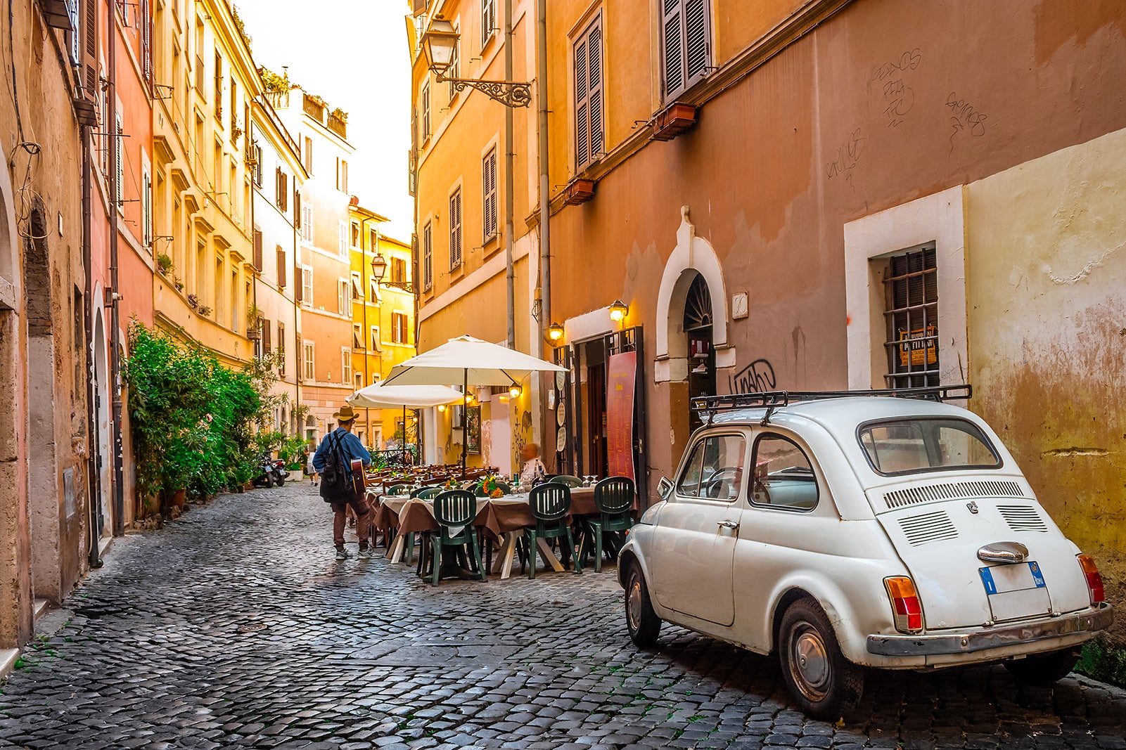 Trastevere In Rome Explore Ancient Narrow Streets Go Guides Trastevere In Rome Explore Ancient Narrow Streets Go Guides