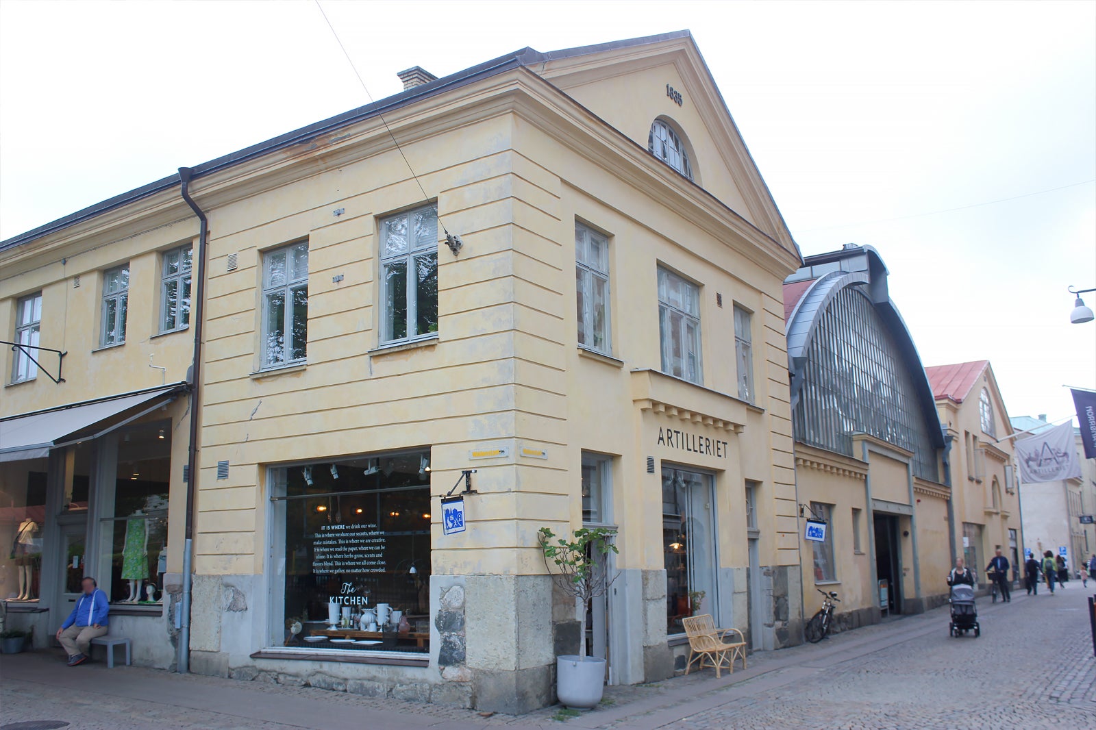 Magasinsgatan i Göteborg - Idérik gågata med shopping och mat för de ...