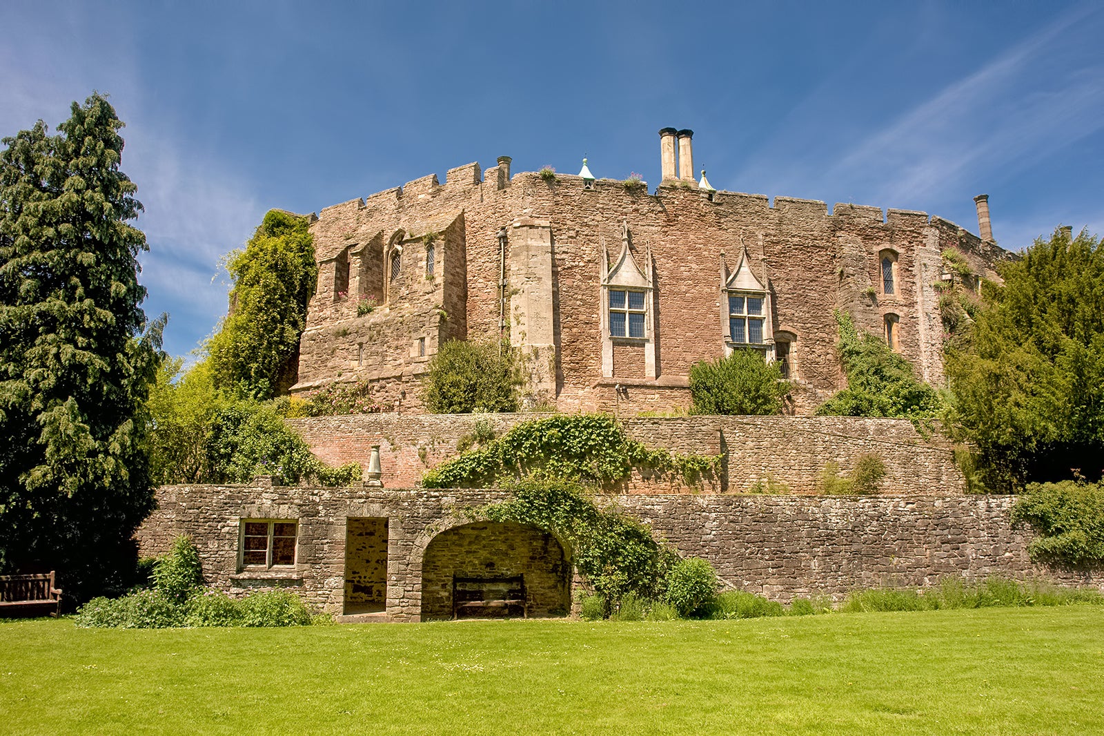 10 Best Castles and Ancient Ruins in the Cotswolds - Step Back into the ...