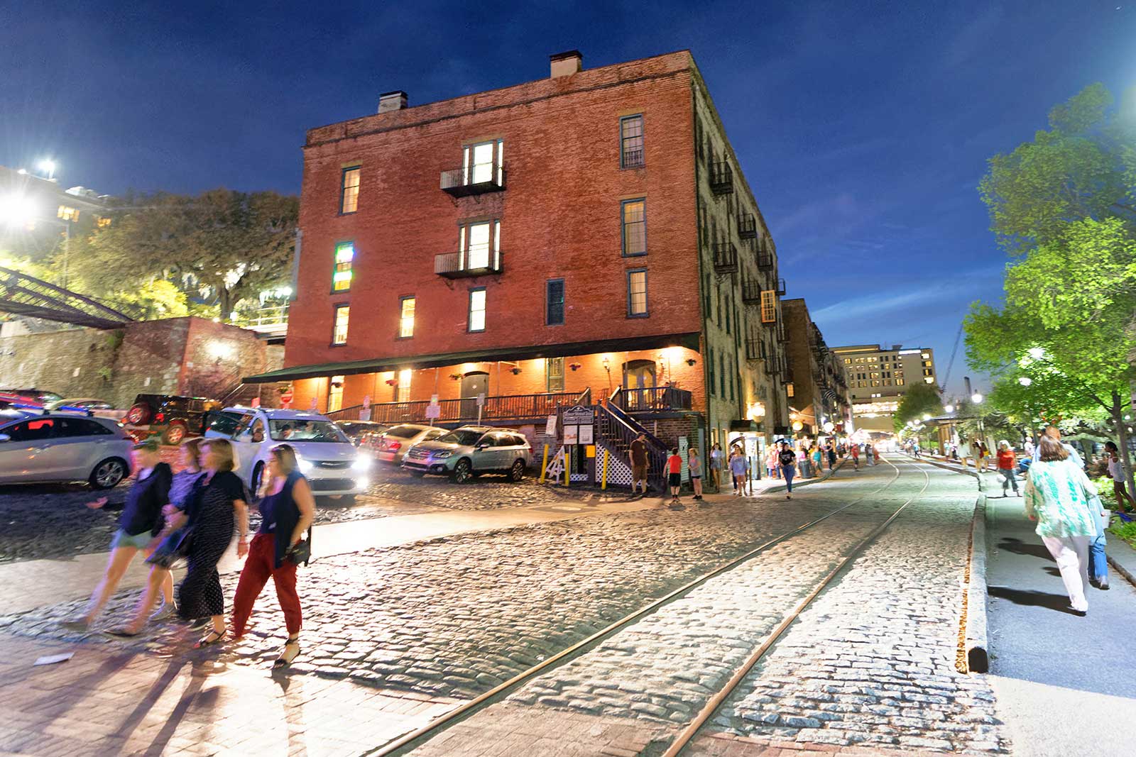 10 Most Popular Neighbourhoods in Savannah - Where to Stay in Savannah ...