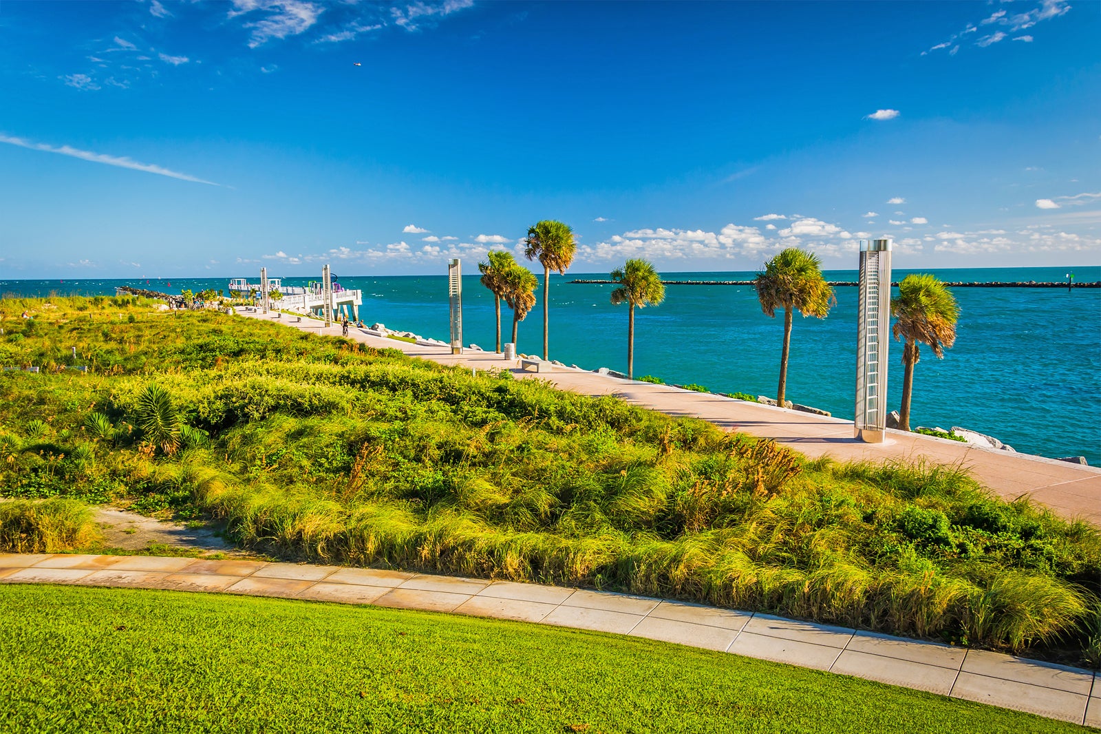 South Pointe Park - Explore South Beach's Iconic Park - Go Guides