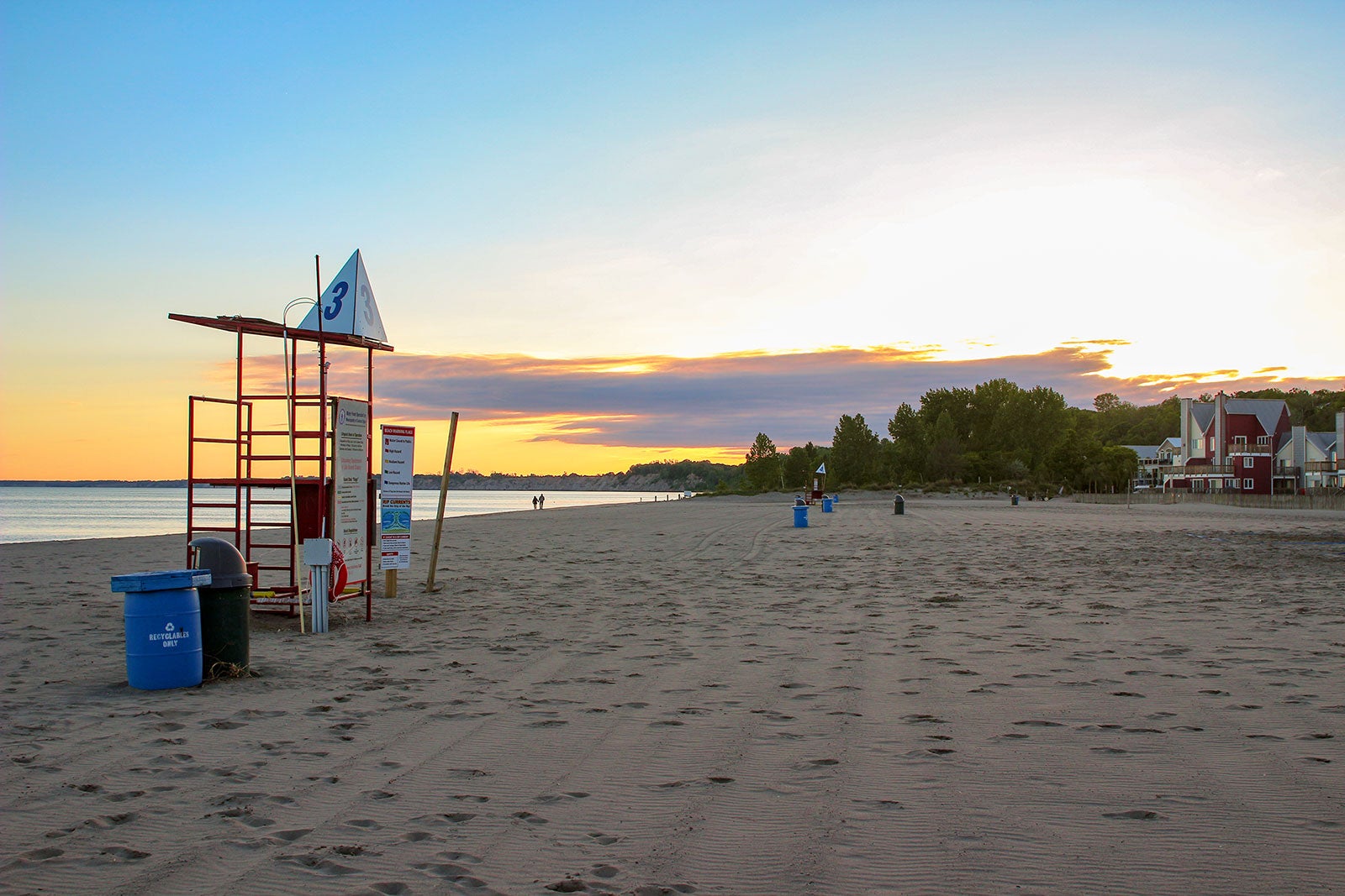 10 Best Beaches in Ontario - What is the Best Beach in Ontario? – Go Guides