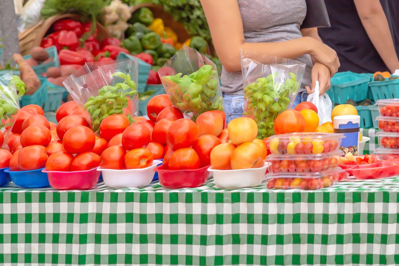 5 Best Markets in Chicago - Where to Shop in Chicago… and What to Buy ...