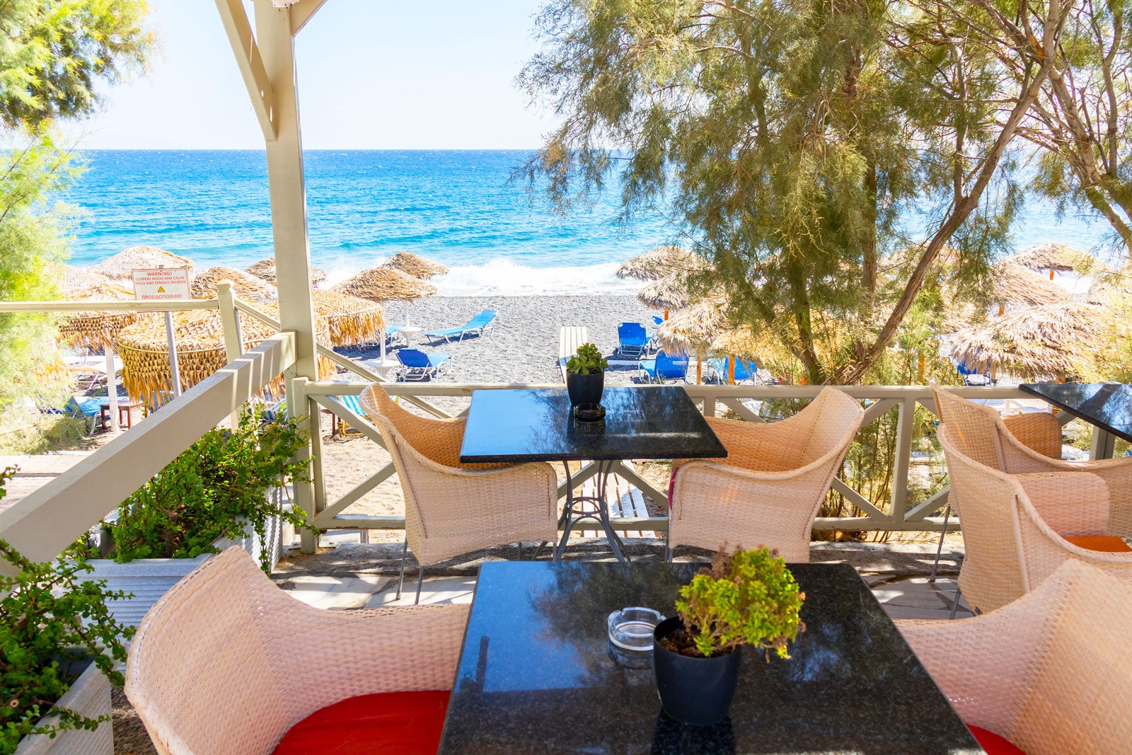 10 Best Beach Clubs in Santorini - Where to Go in Santorini at Night ...