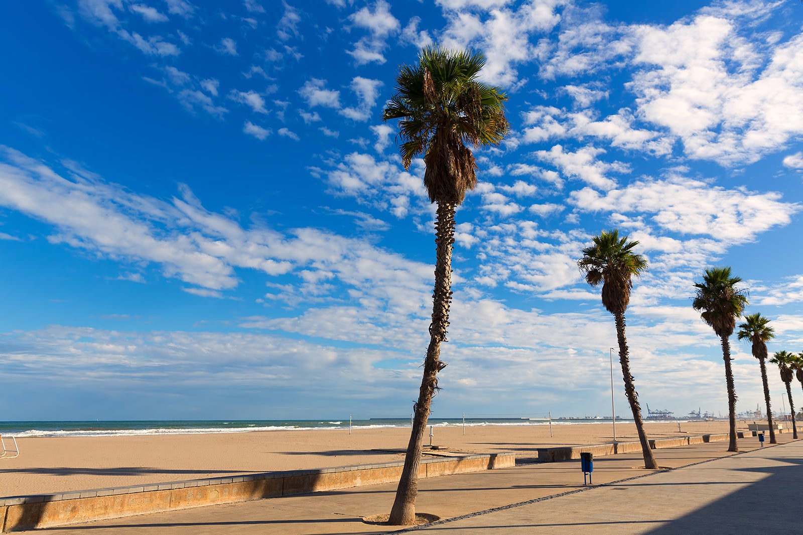 10 Best Beaches in Valencia - What Sandy Beaches Make Valencia Famous ...