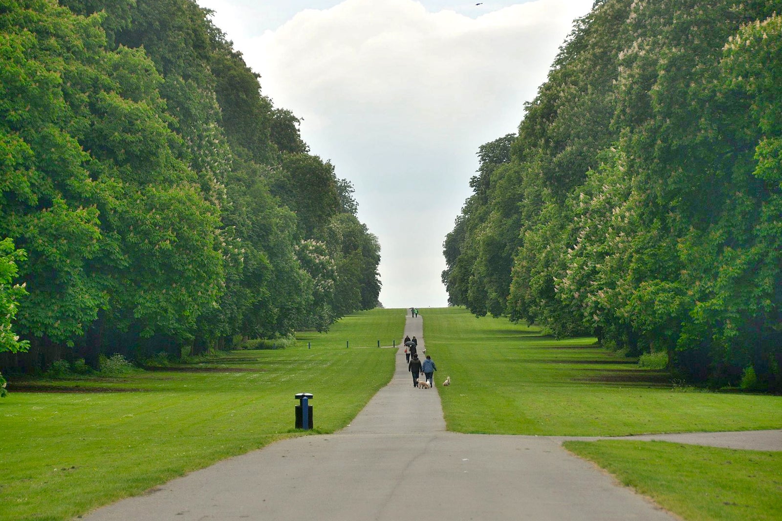 10 Best Things to Do in Cirencester - Visit Historic Churches, Green ...