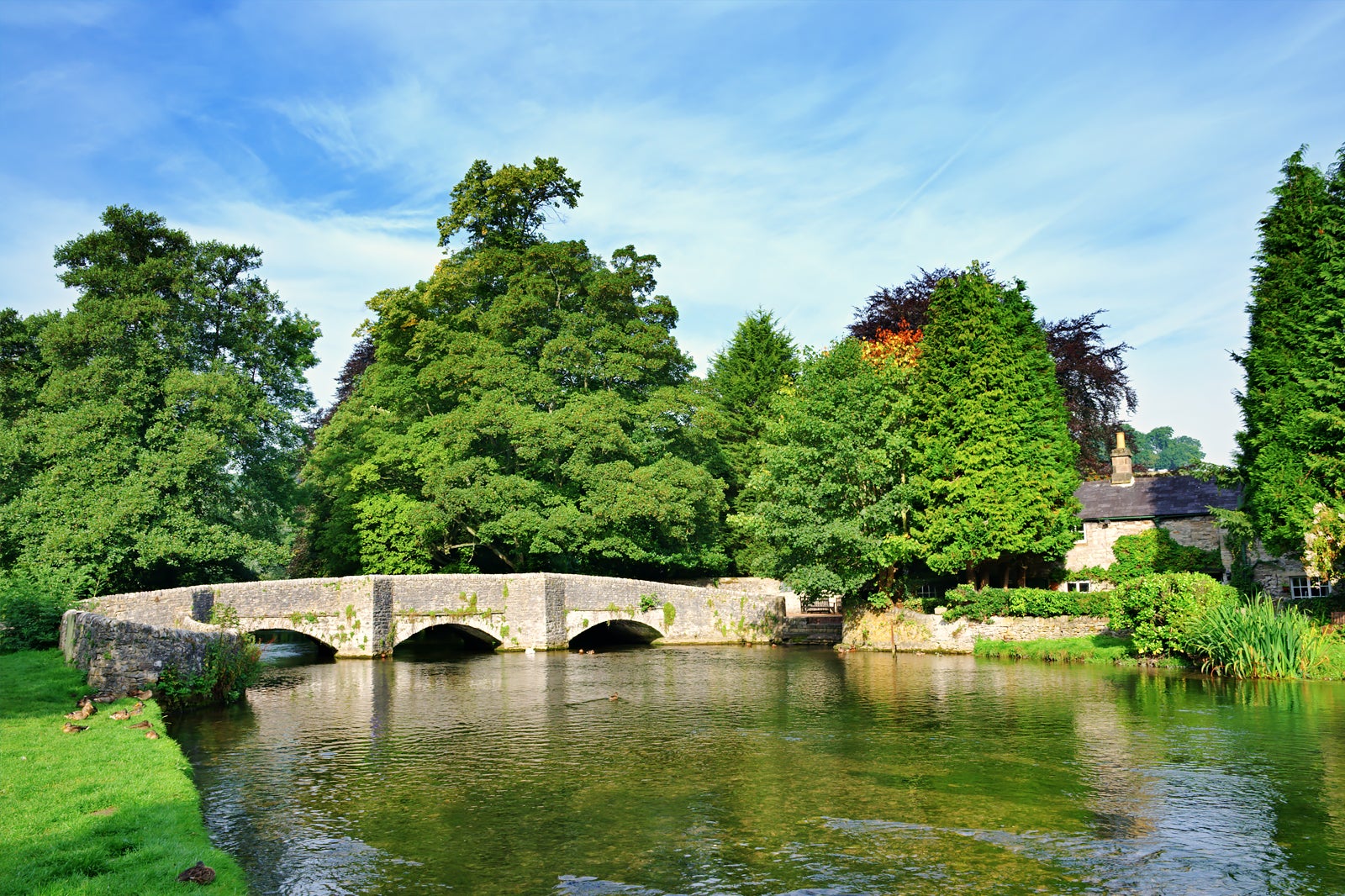 11 Picturesque Towns and Villages in the Peak District - Take a Road ...