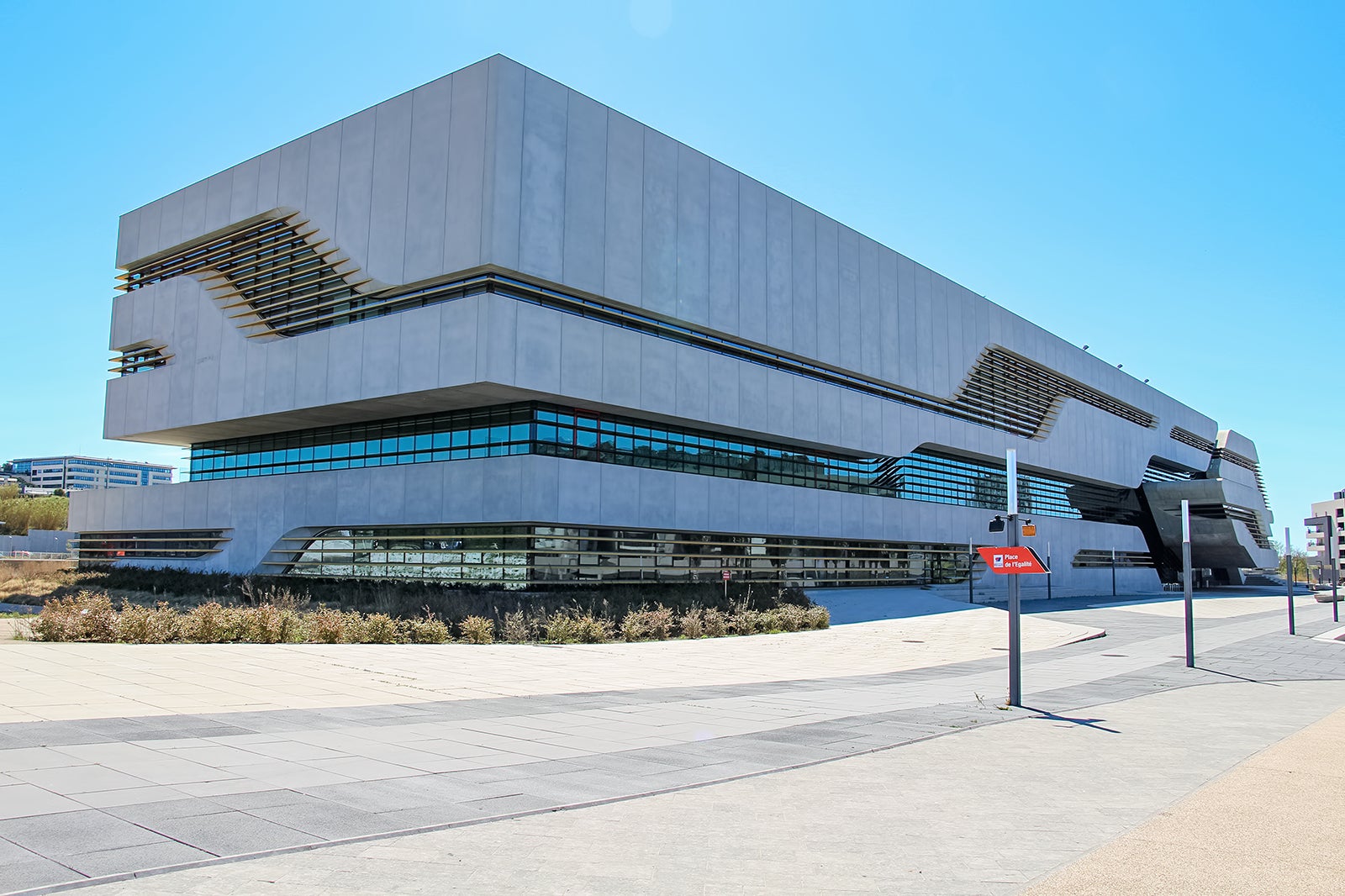 10 Iconic Buildings and Places in Montpellier - Discover the Most ...